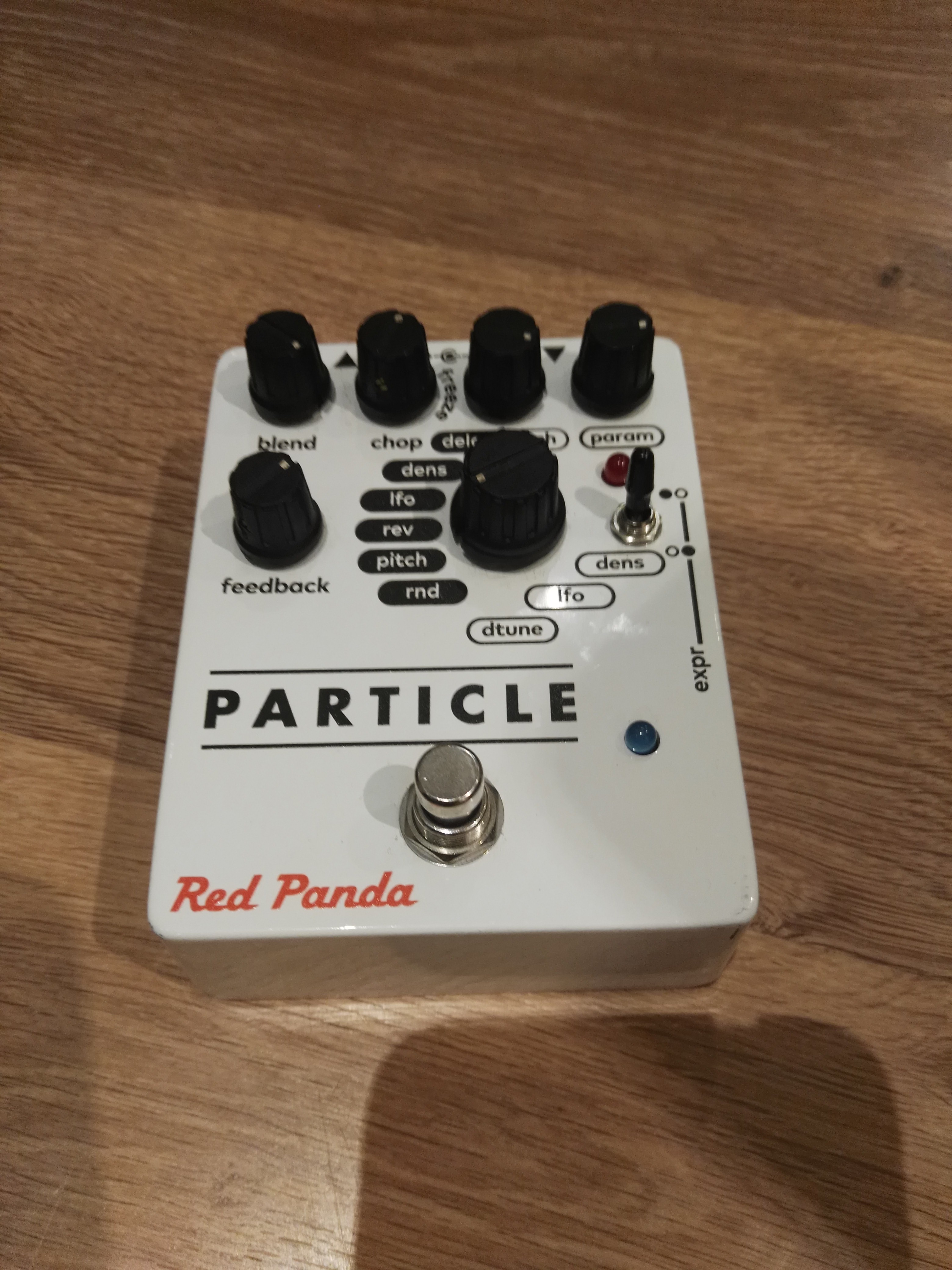 Particle - Red Panda Particle - Audiofanzine