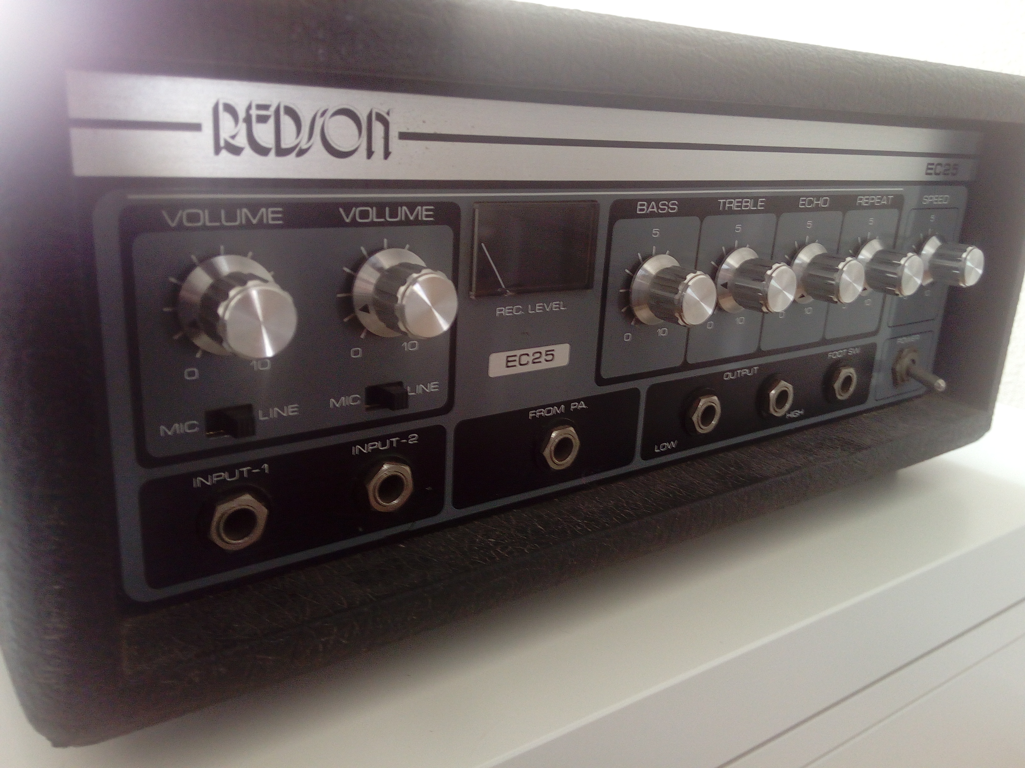 EC-25 - Redson EC-25 - Audiofanzine