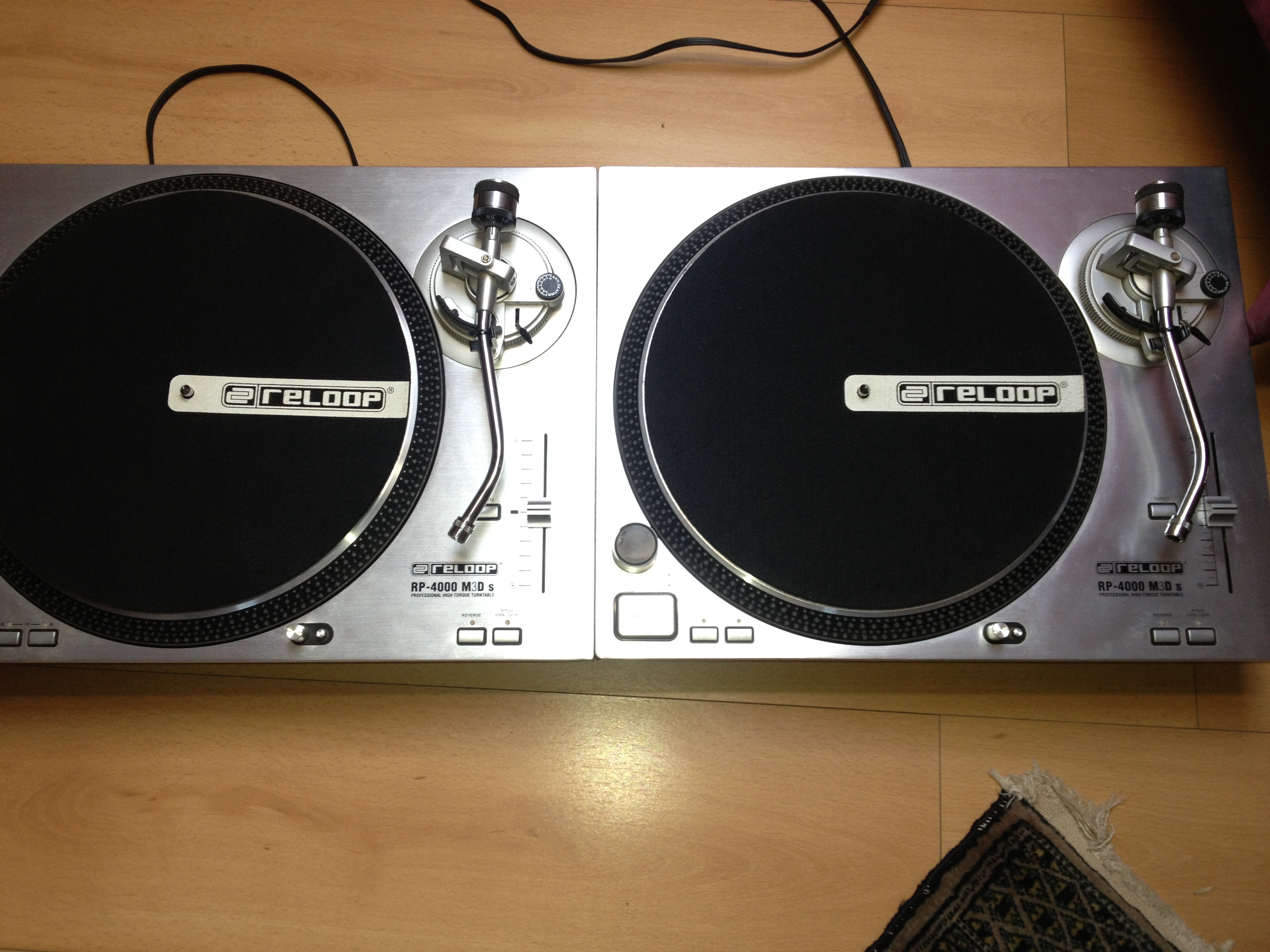 Photo Reloop RP-4000 M3D S : Reloop RP 4000 M3DS (#507179) - Audiofanzine