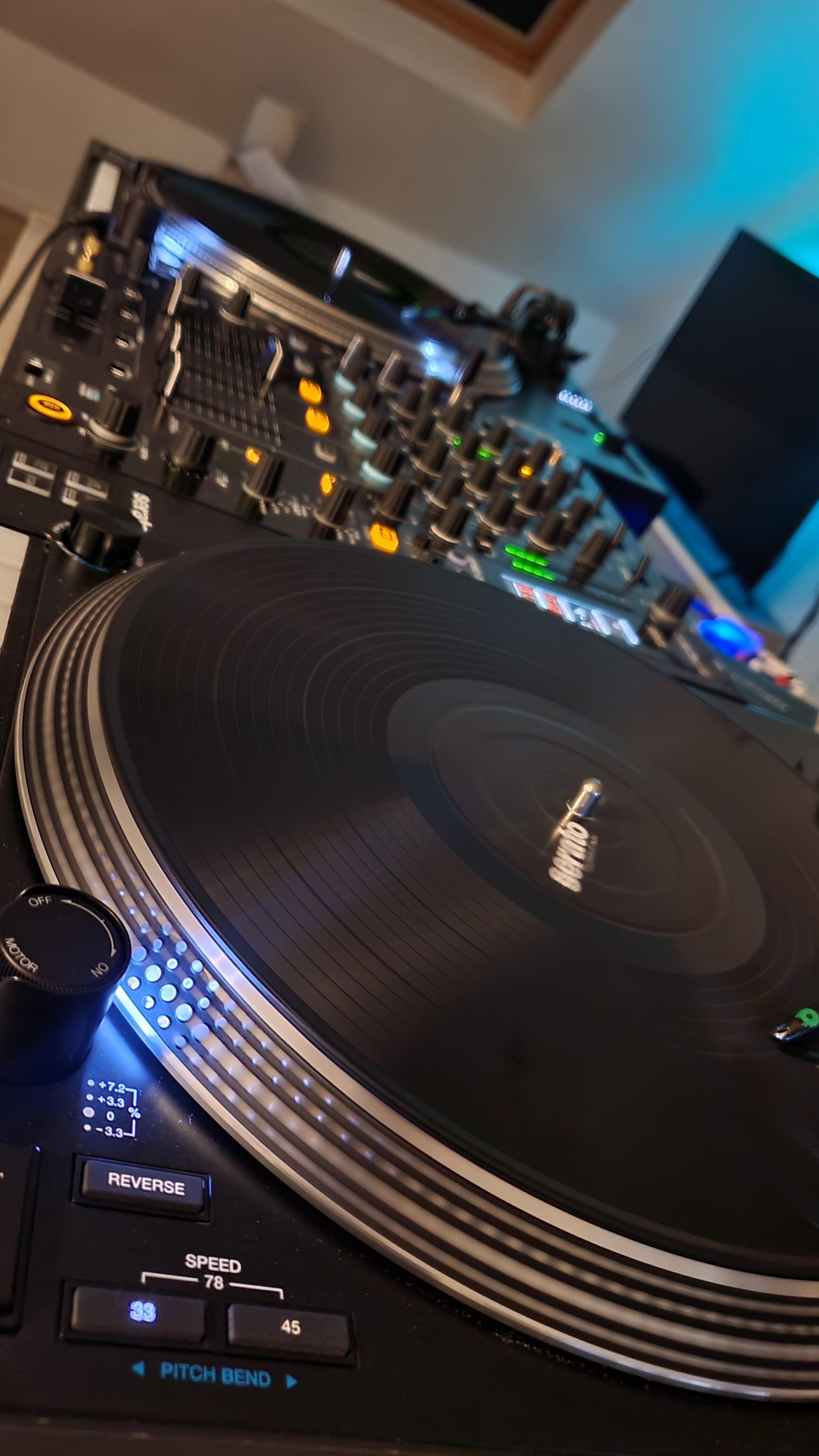 RP-8000 MK2 - Reloop RP-8000 MK2 - Audiofanzine