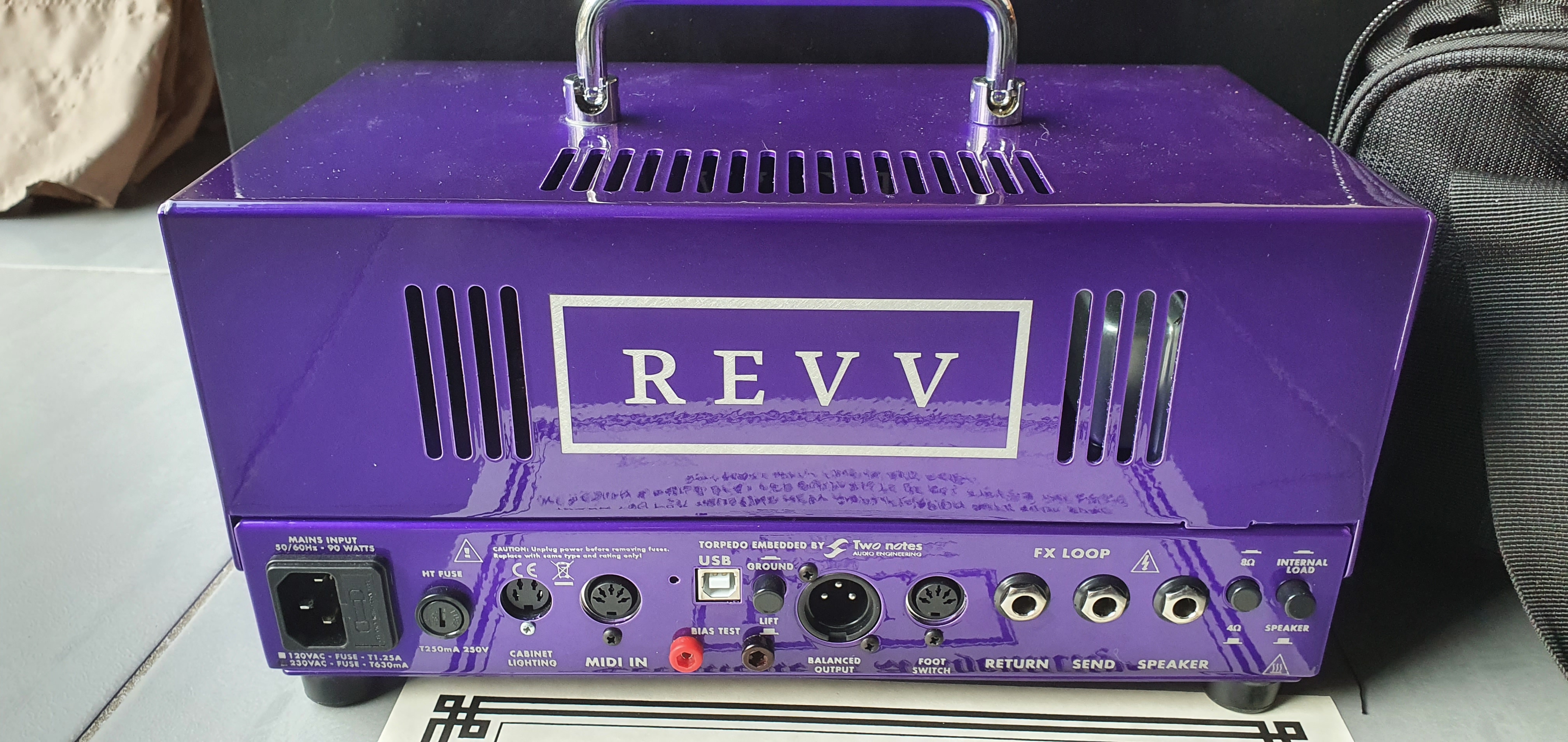G20 Lunchbox Amp - Revv Amplification G20 Lunchbox Amp - Audiofanzine