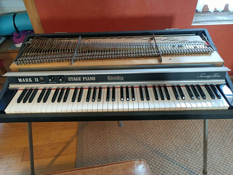 Mark II Stage 73 - Rhodes Mark II Stage 73 - Audiofanzine