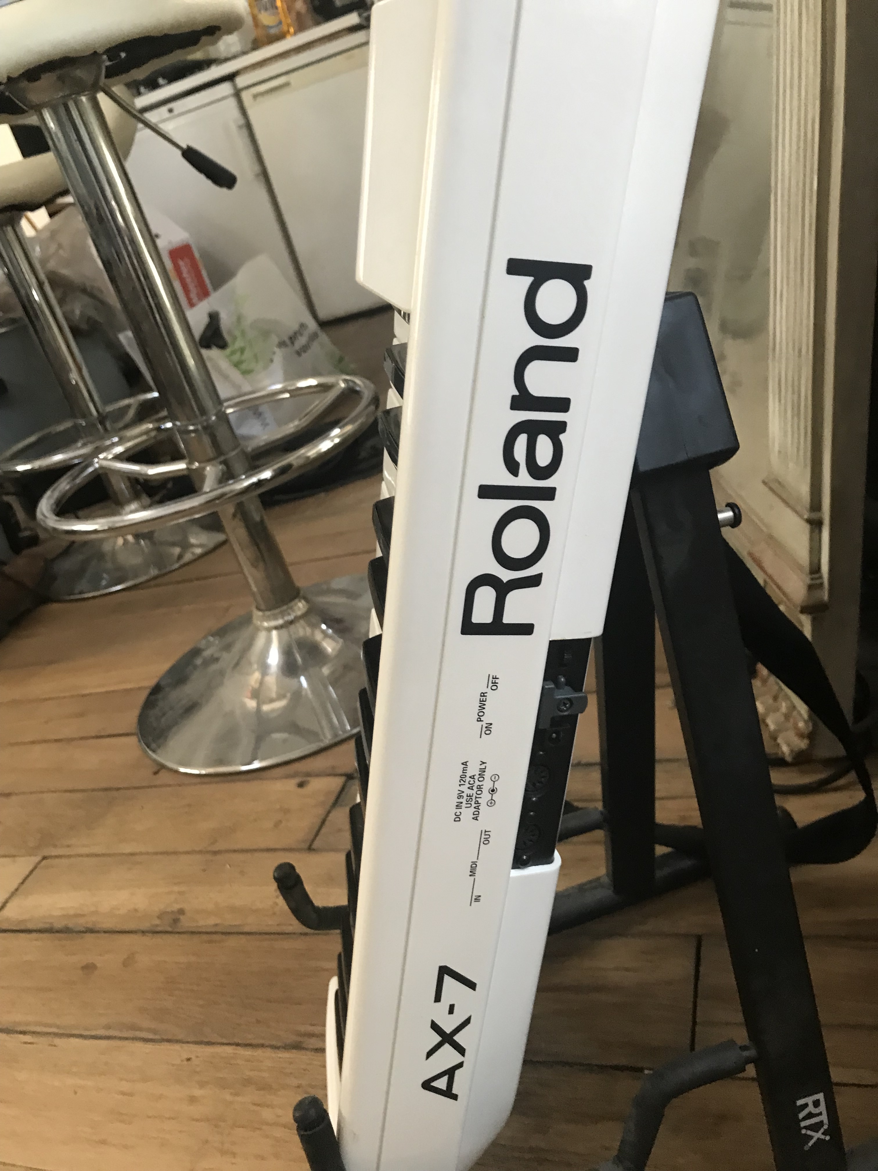 AX-7 - Roland AX-7 - Audiofanzine