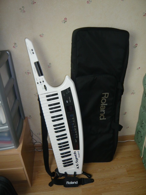 AX-SYNTH - Roland AX-Synth - Audiofanzine