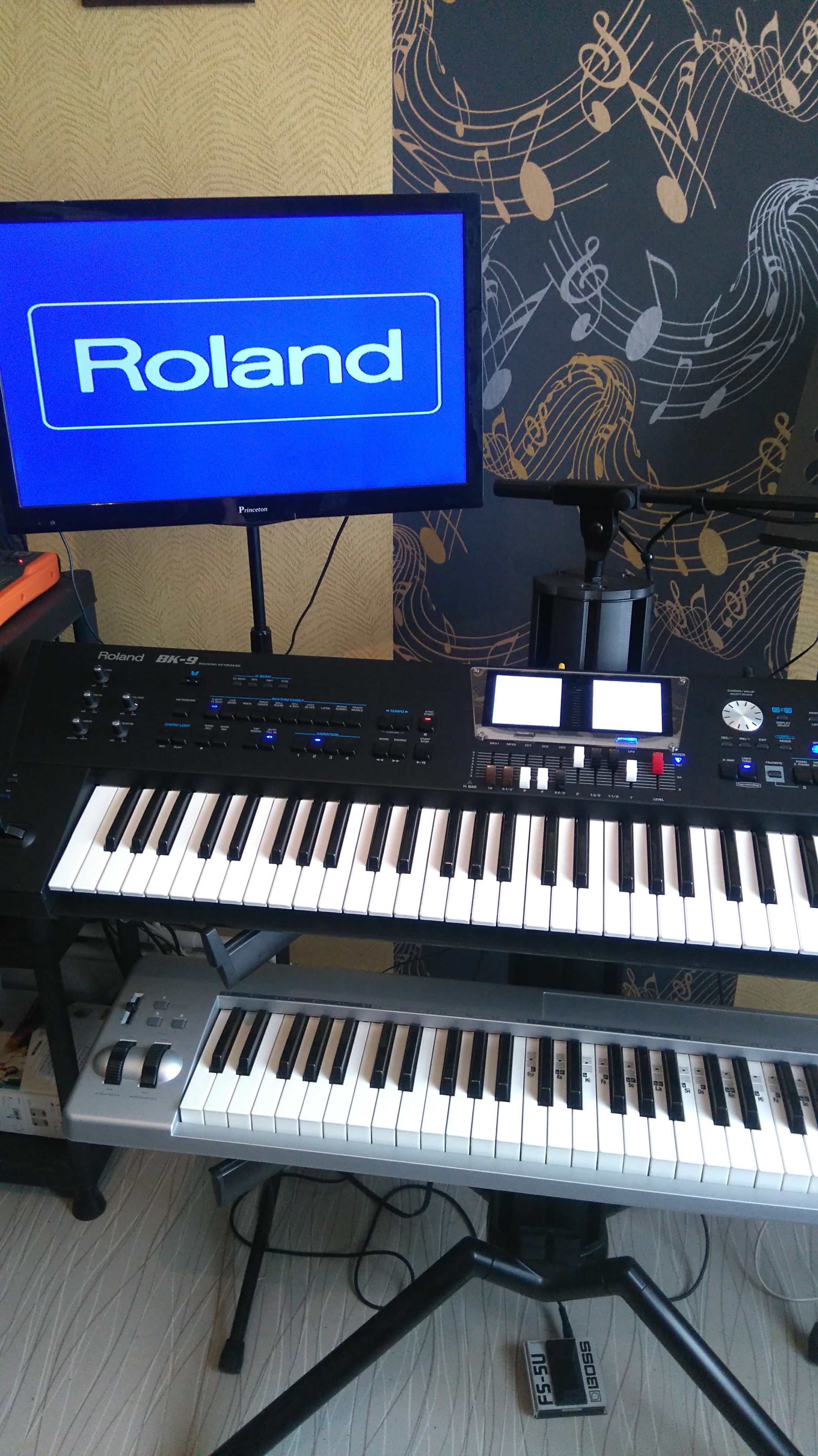 BK-9 - Roland BK-9 - Audiofanzine