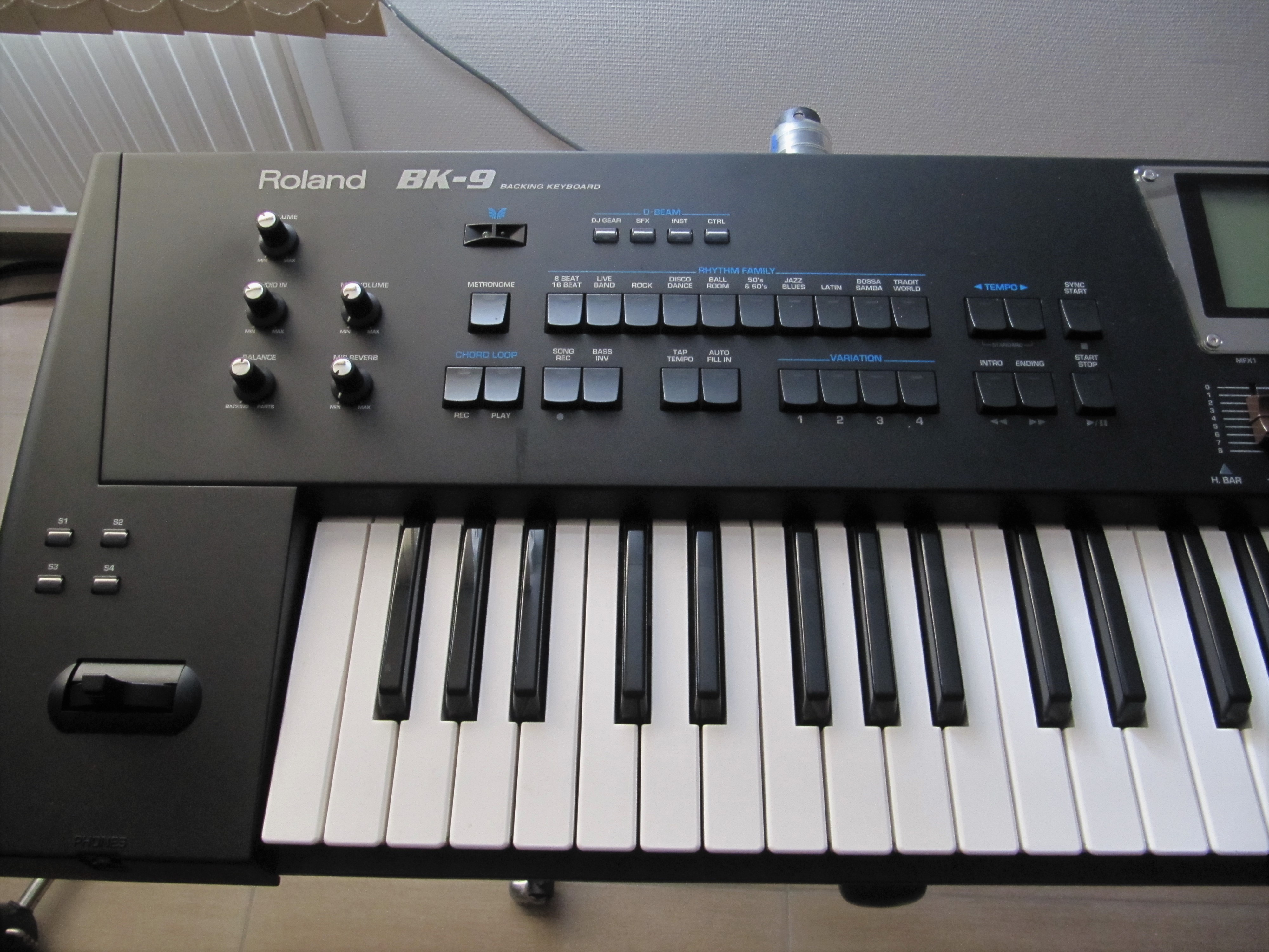 BK-9 - Roland BK-9 - Audiofanzine