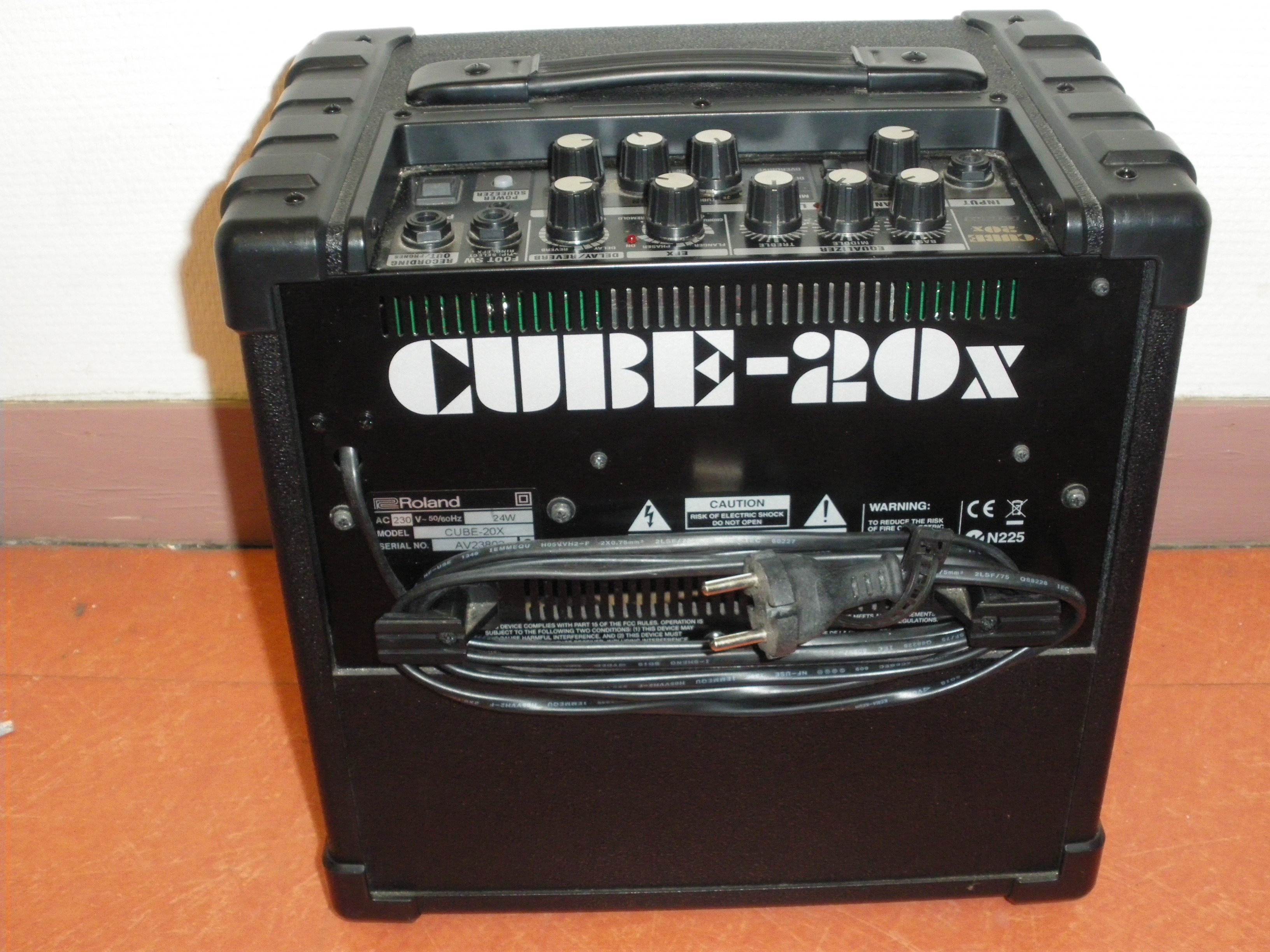 Roland Cube-20X image (#1033622) - Audiofanzine