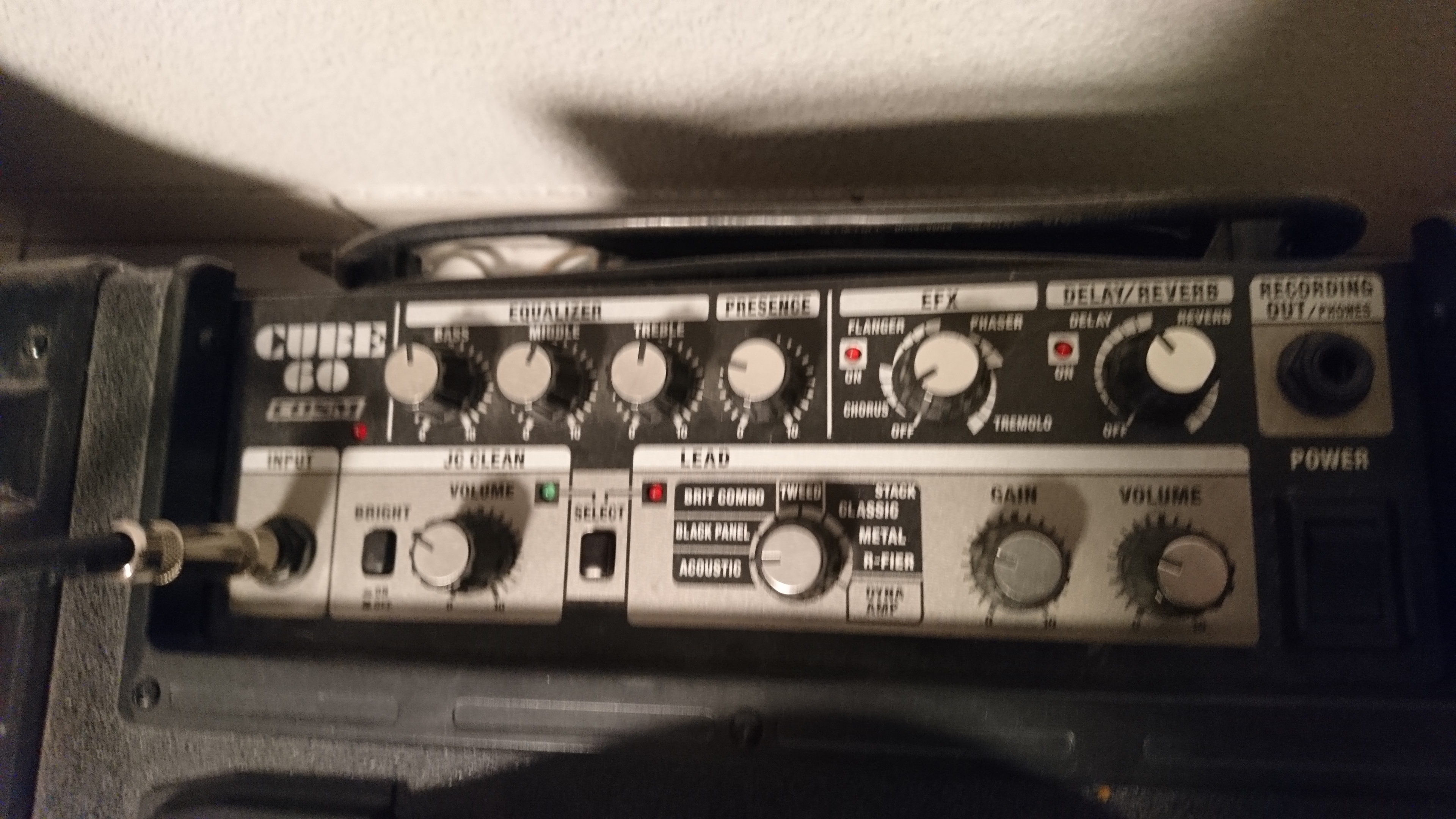 CUBE-60 - Roland Cube-60 - Audiofanzine