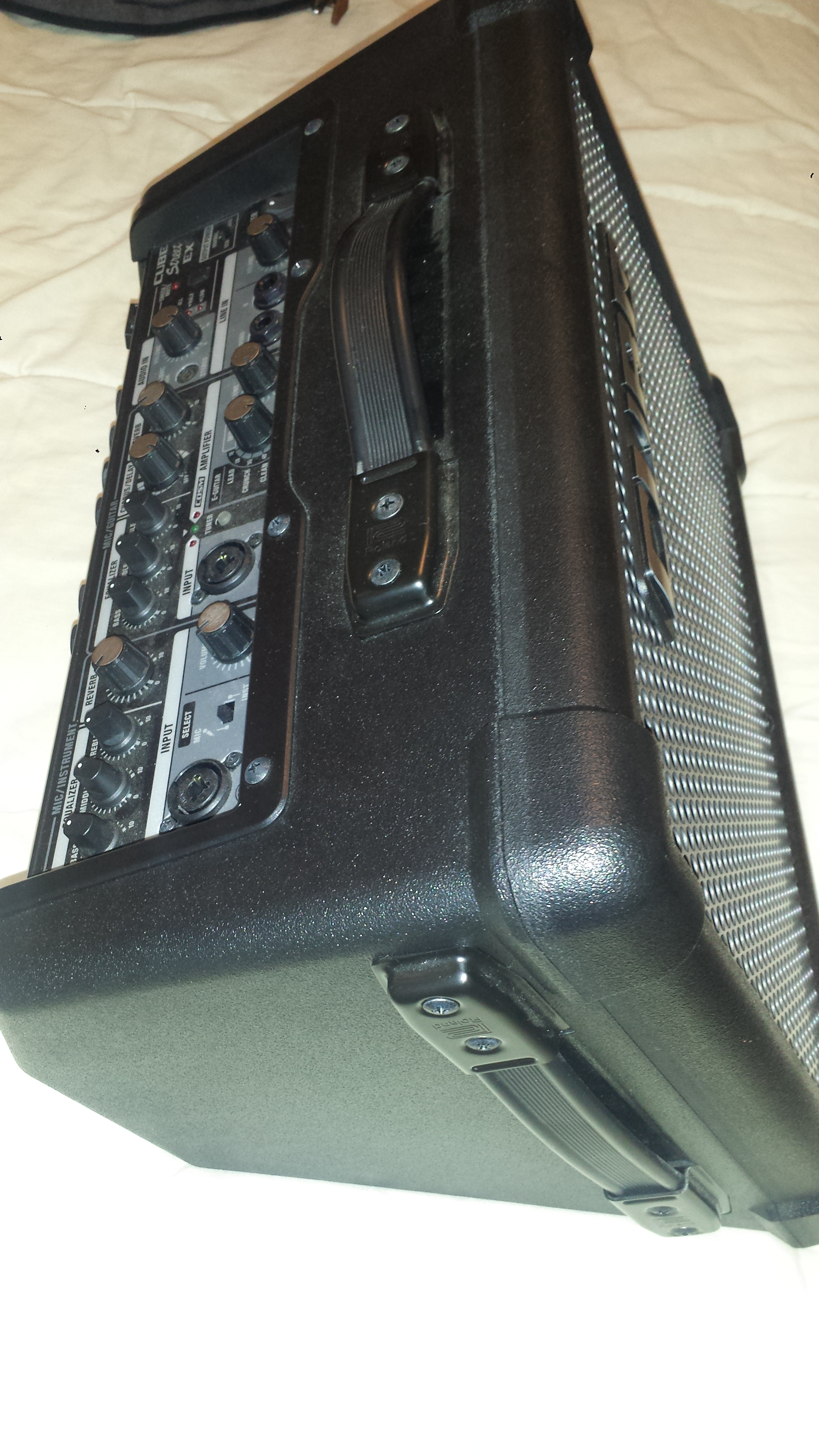 CUBE STREET EX - Roland Cube Street EX - Audiofanzine