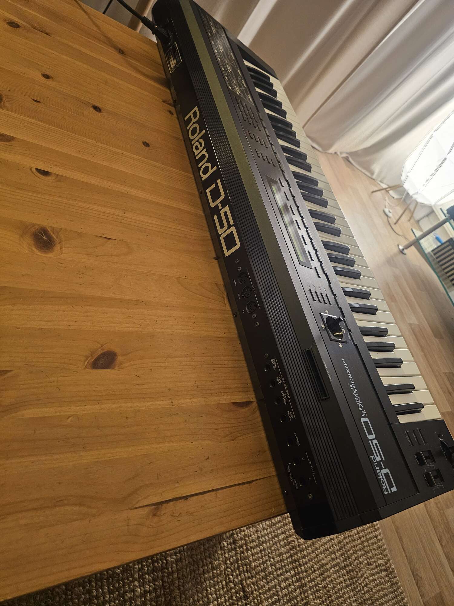 Roland D50 - Synthétiseur Légendaire - Accessoires - Excellent Etat ...