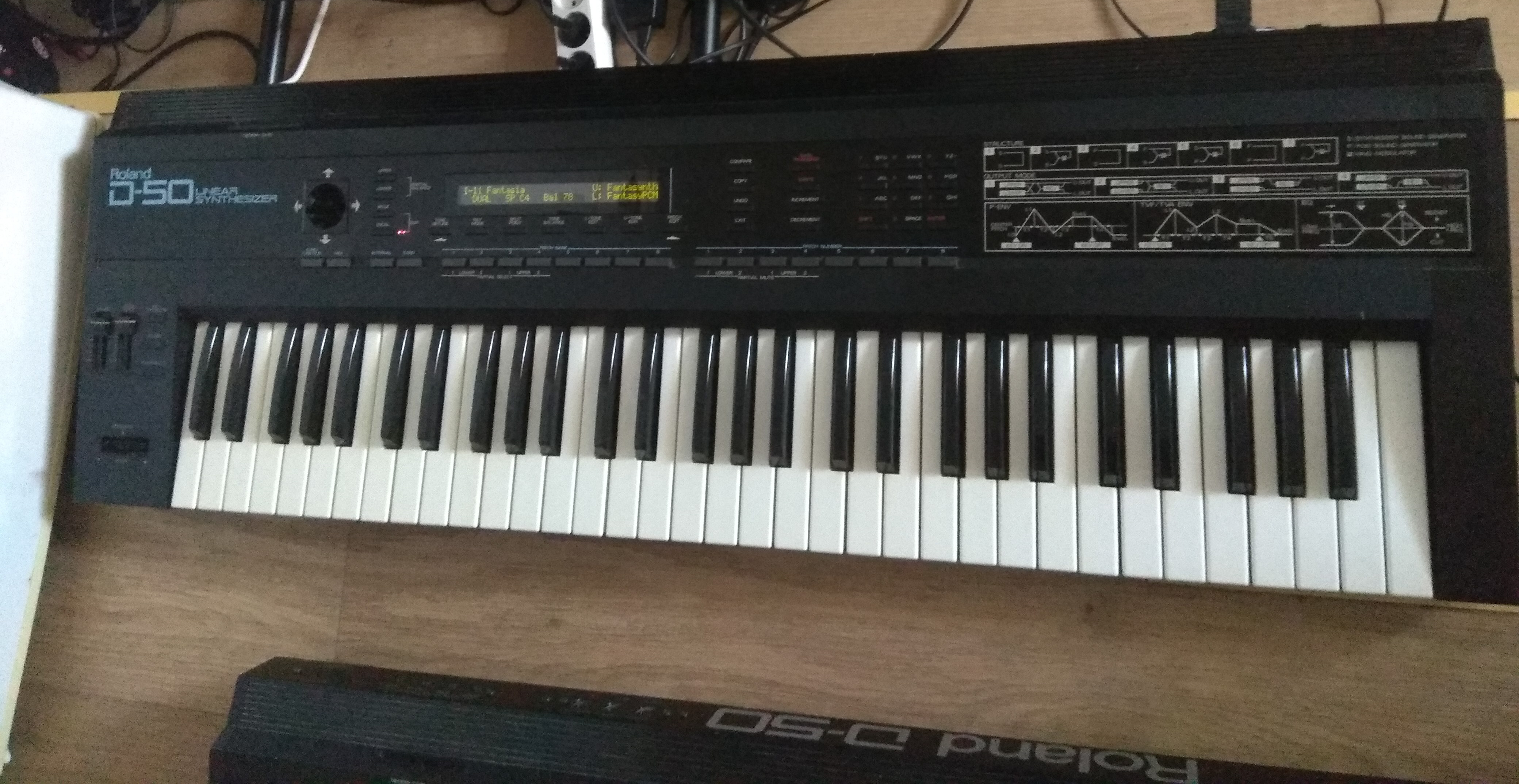 D-50 Linear Synthesizer - Roland D-50 Linear Synthesizer - Audiofanzine