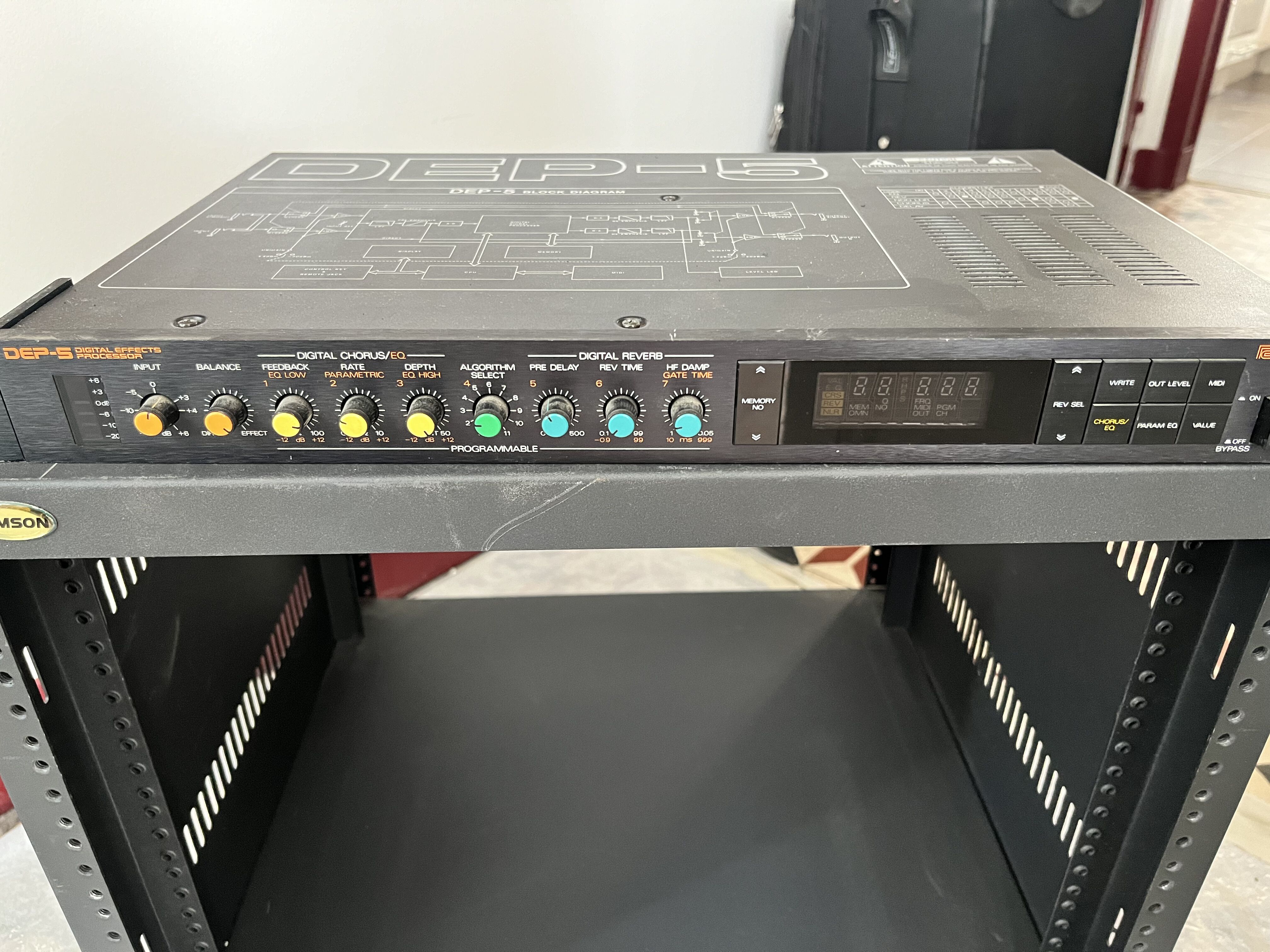 DEP-5 - Roland DEP-5 - Audiofanzine