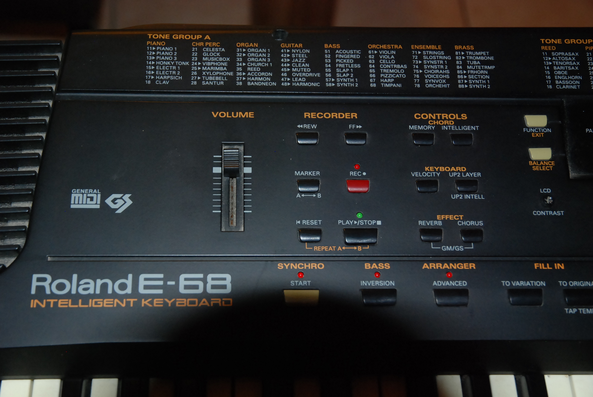 Roland E-68 image (#482201) - Audiofanzine