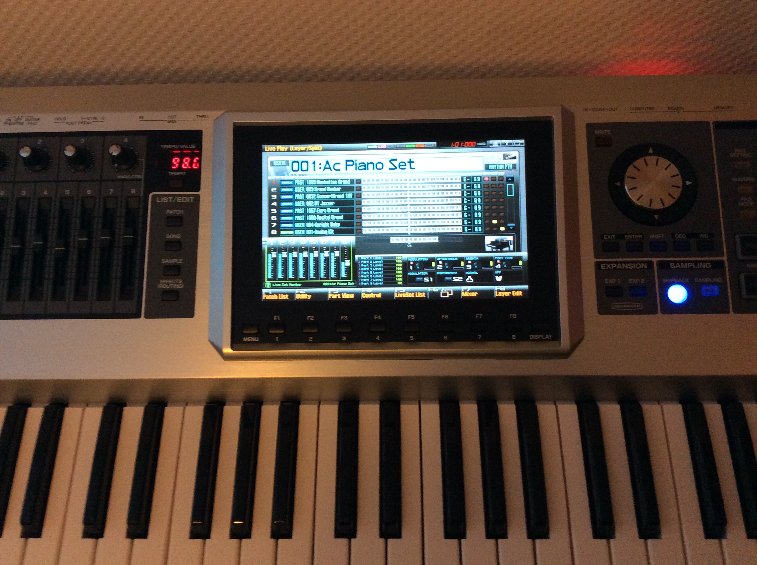 Photo Roland Fantom G6 : Roland Fantom G6 (29870) (#1144552) - Audiofanzine