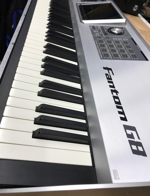 FANTOM G8 - Roland Fantom G8 - Audiofanzine