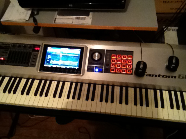 Roland Fantom G8 Image 156614 Audiofanzine
