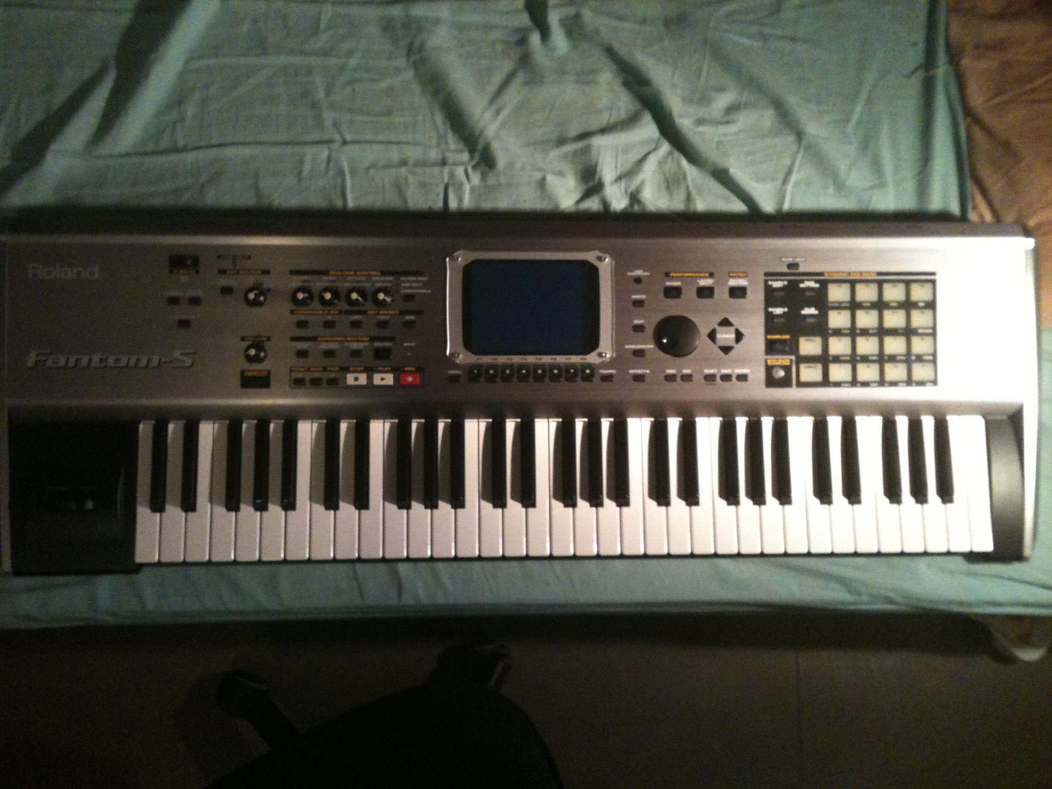 Roland Fantom-S 88 image (#351132) - Audiofanzine