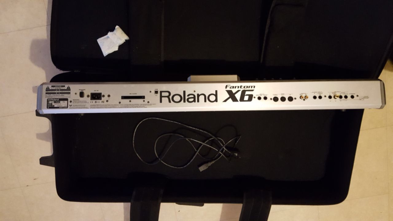 FANTOM X6 - Roland Fantom X6 - Audiofanzine