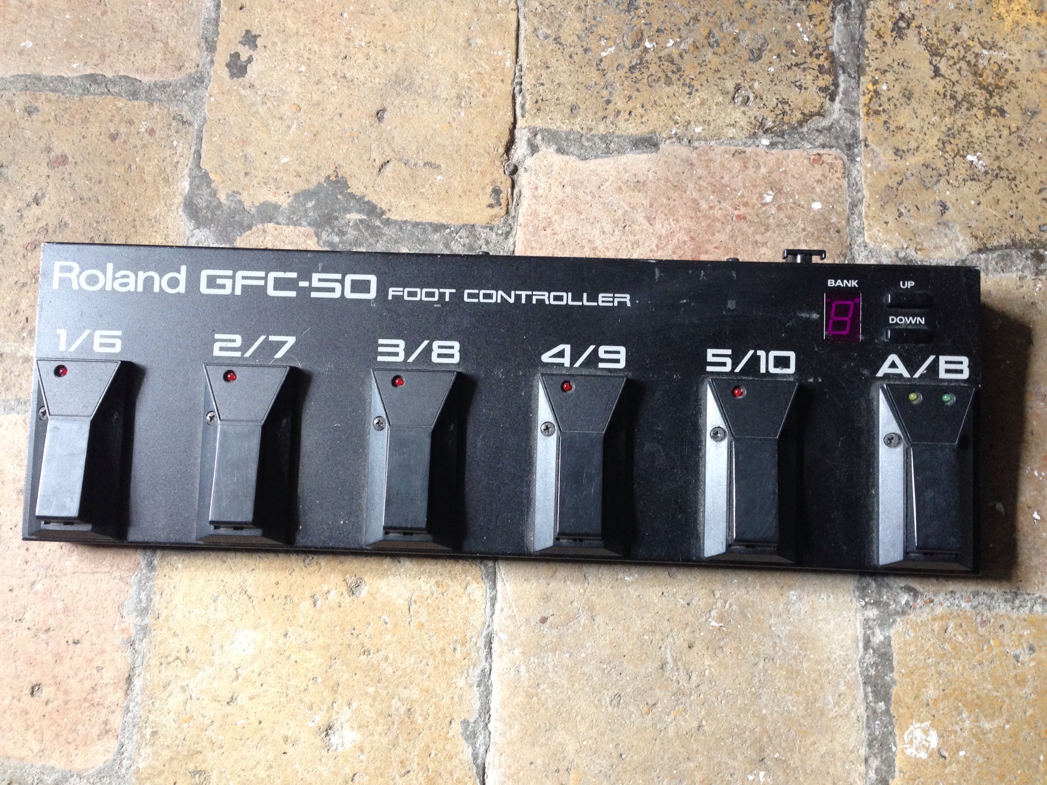 GFC 50 - Roland GFC 50 - Audiofanzine