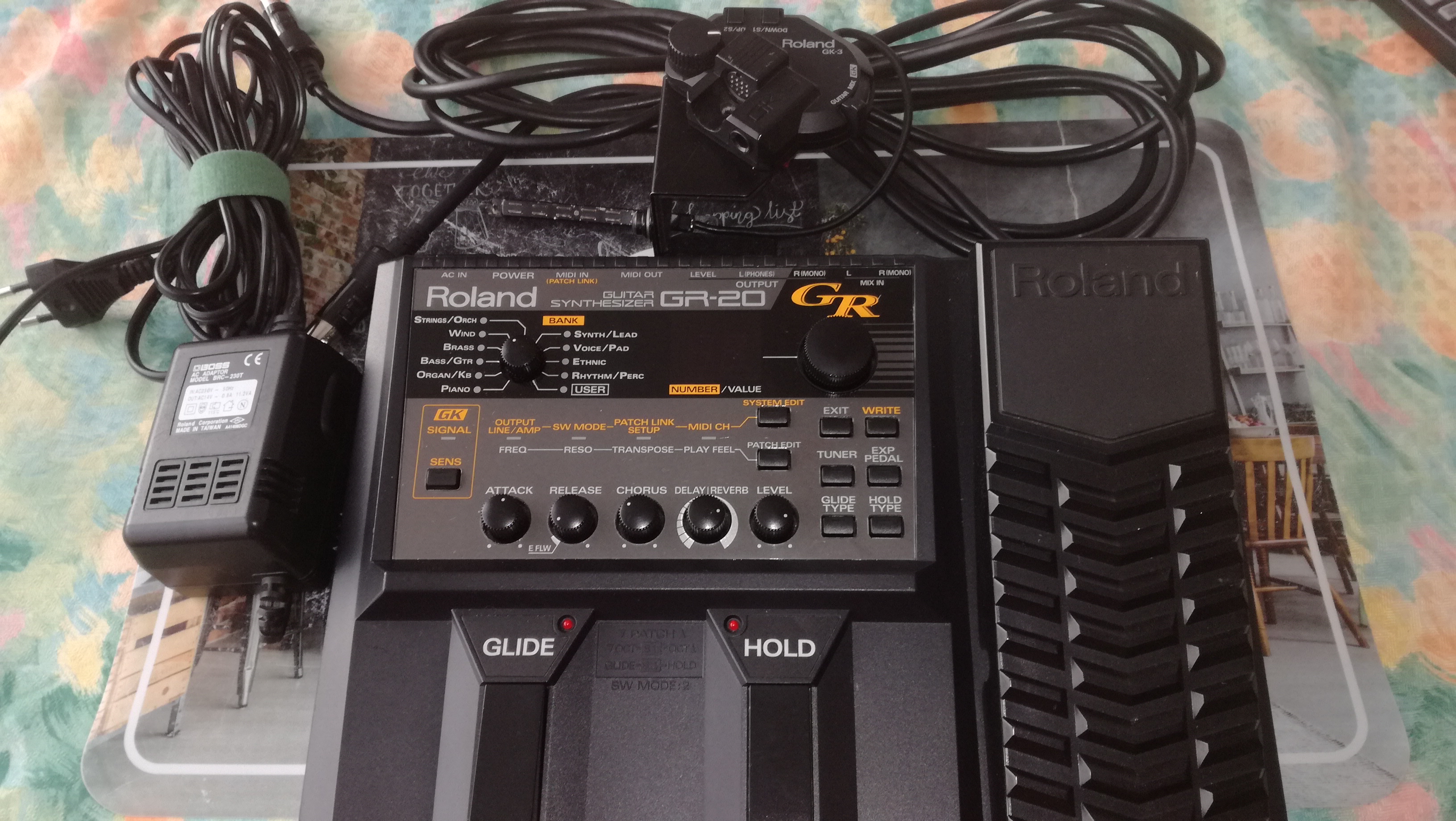 GR-20 - Roland GR-20 - Audiofanzine