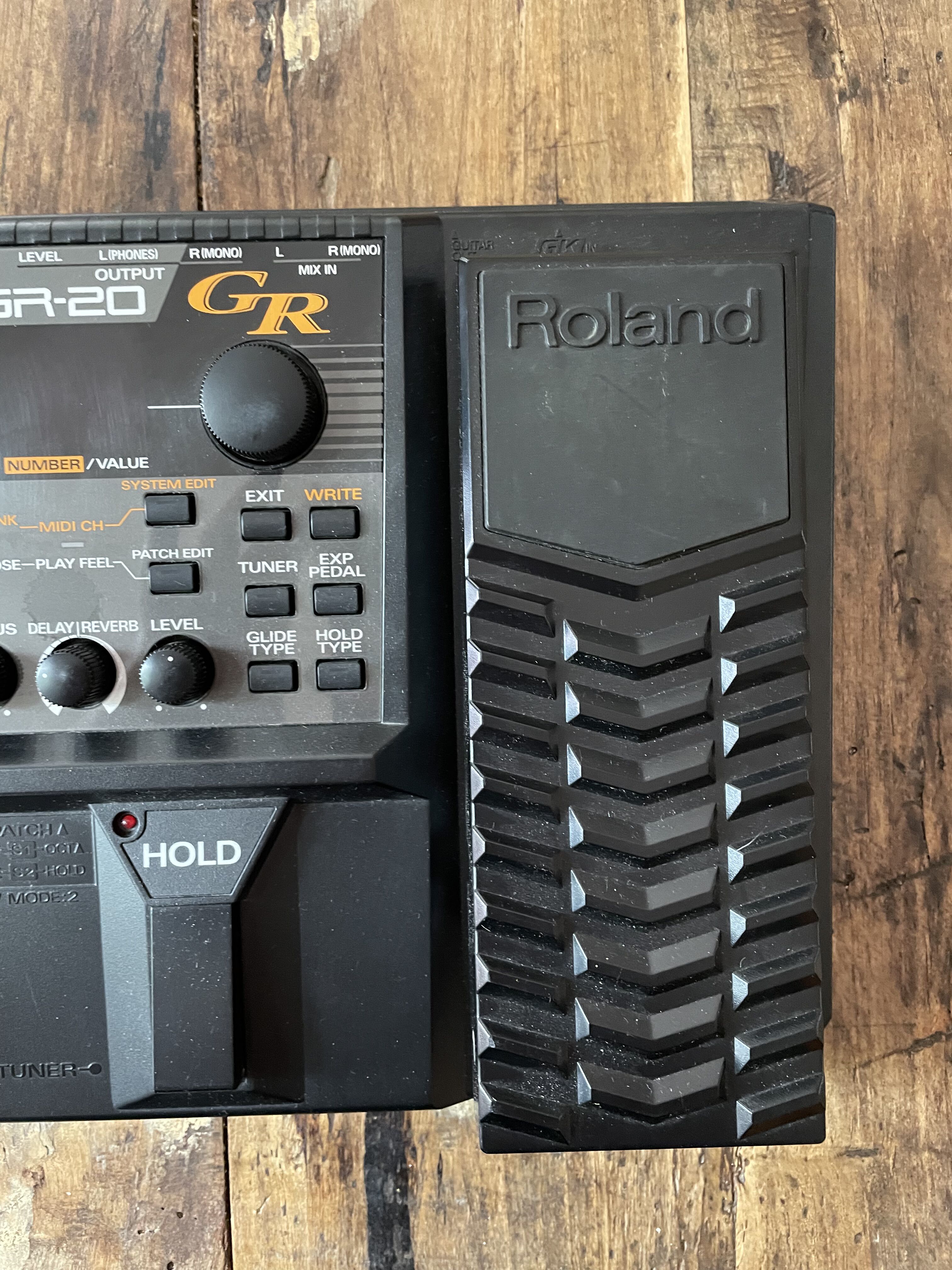GR-20 - Roland GR-20 - Audiofanzine