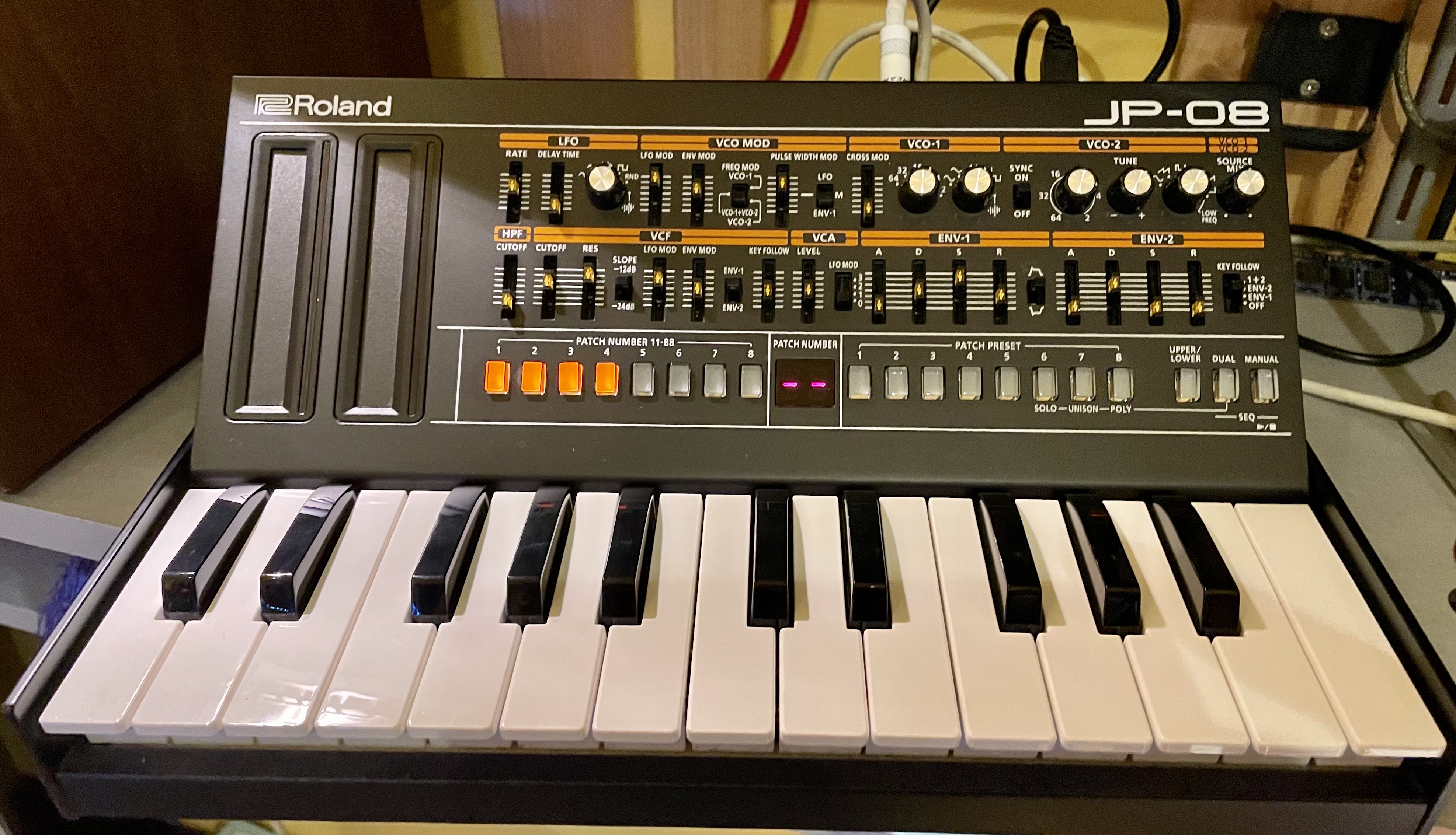 JP-08 - Roland JP-08 - Audiofanzine