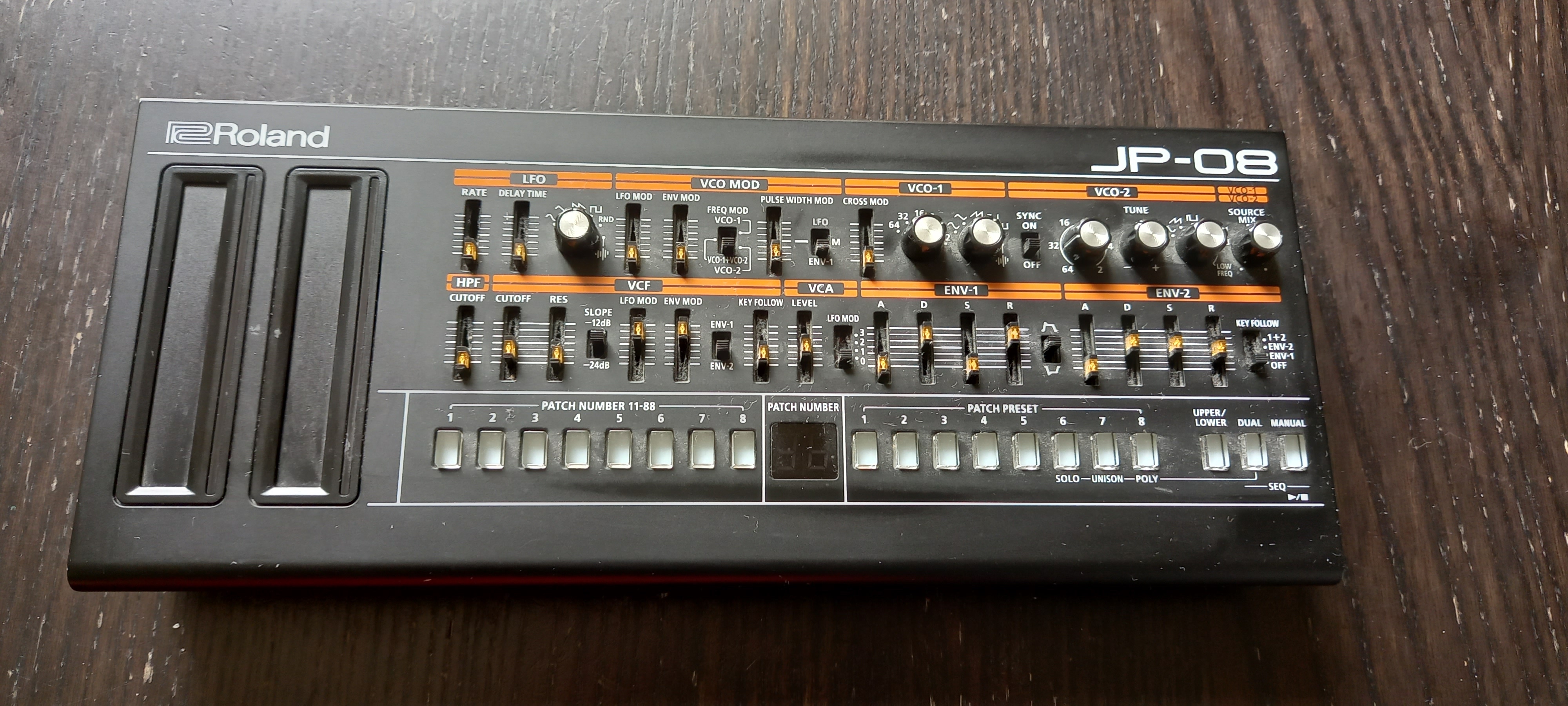 JP-08 - Roland JP-08 - Audiofanzine