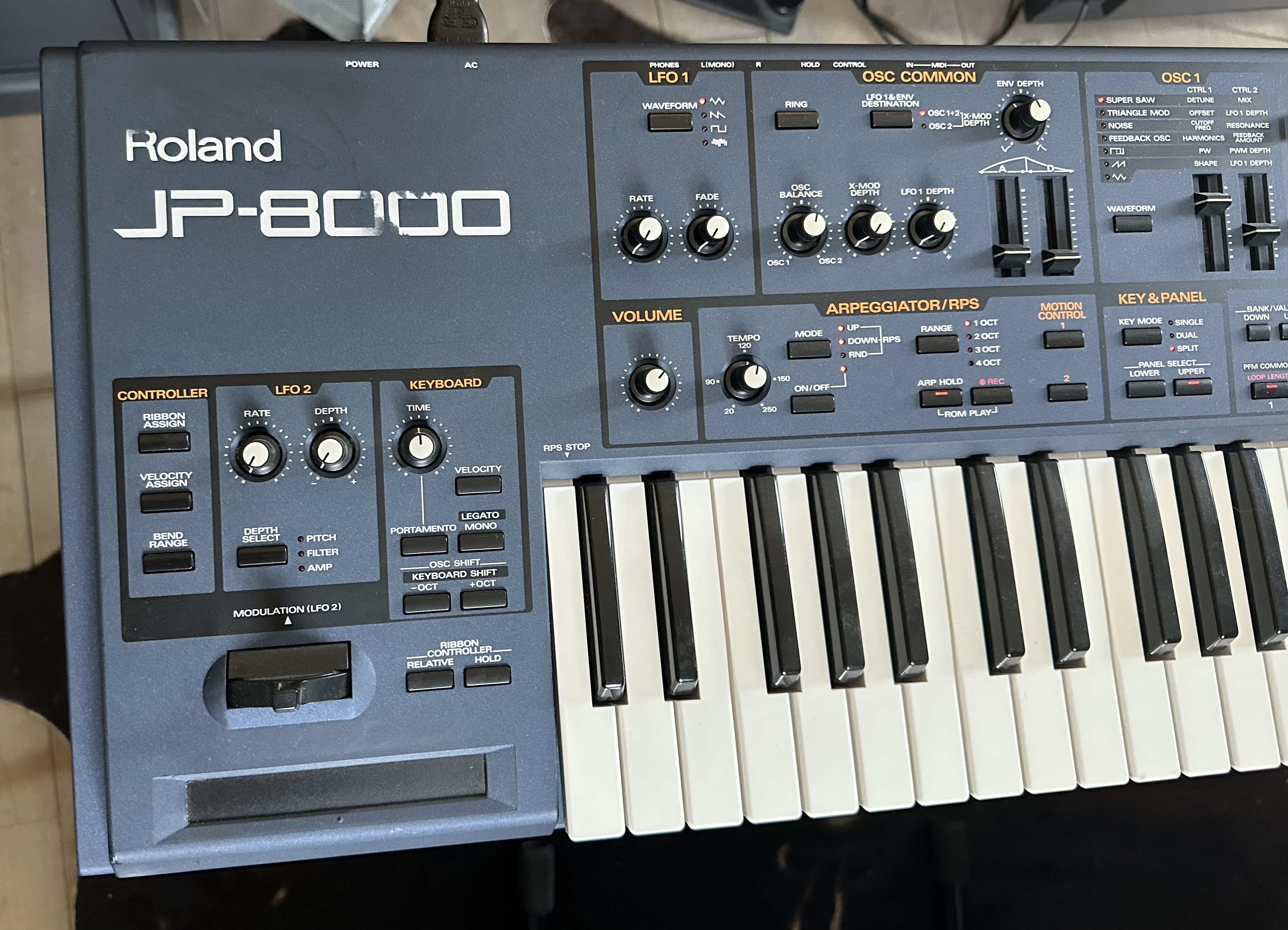 JP-8000 - Roland JP-8000 - Audiofanzine