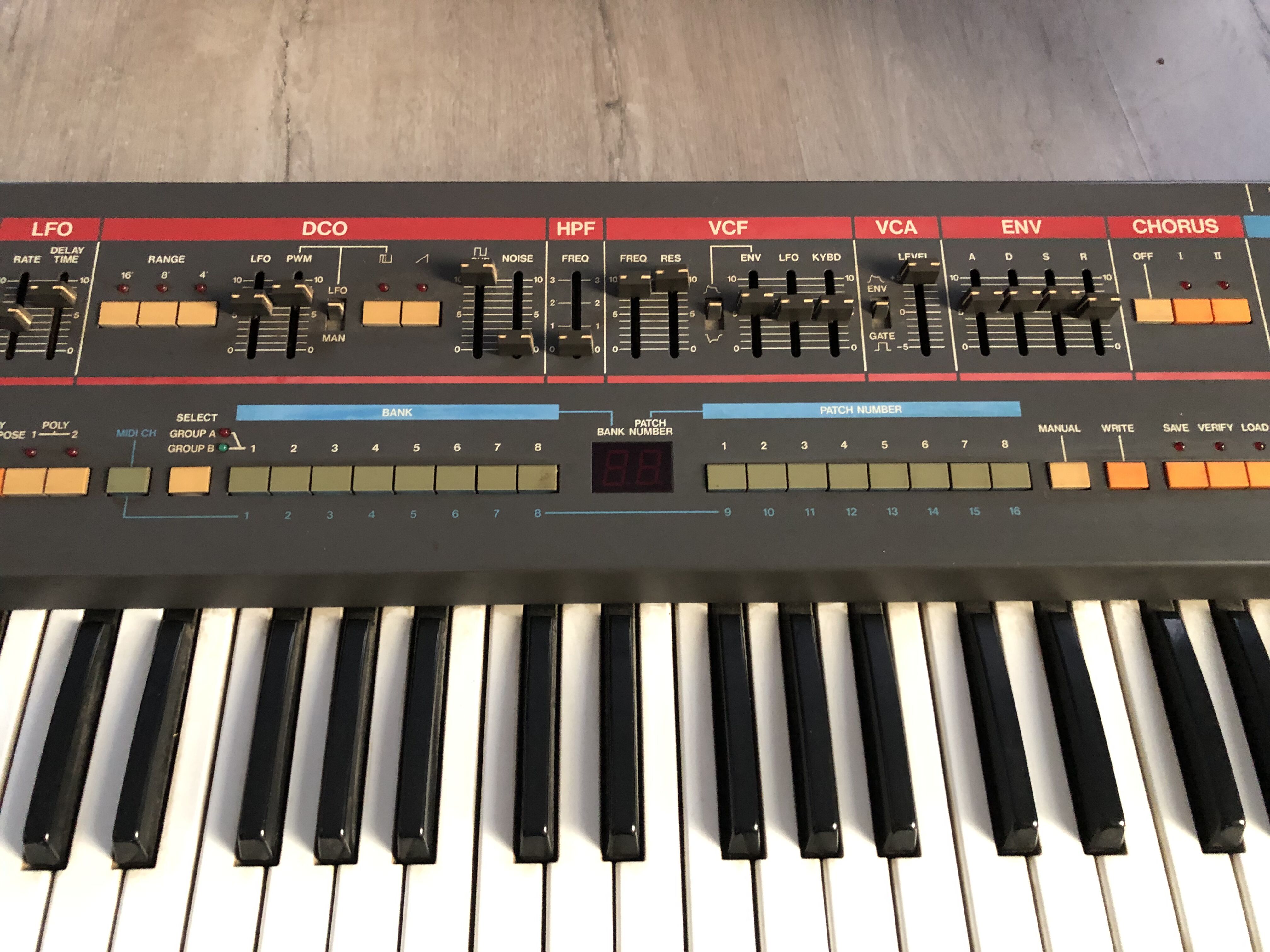 JUNO-106 - Roland JUNO-106 - Audiofanzine