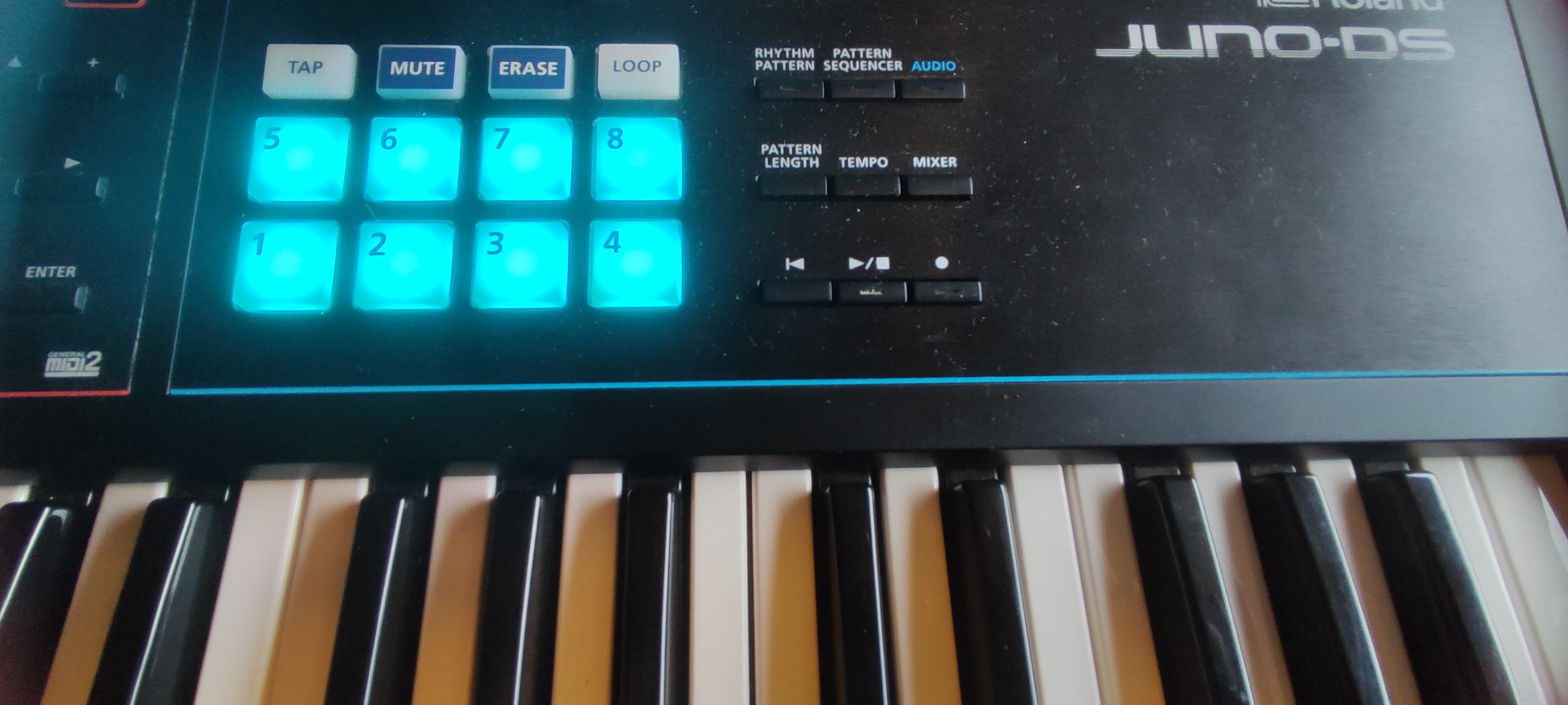 JUNO-DS61 - Roland JUNO-DS61 - Audiofanzine