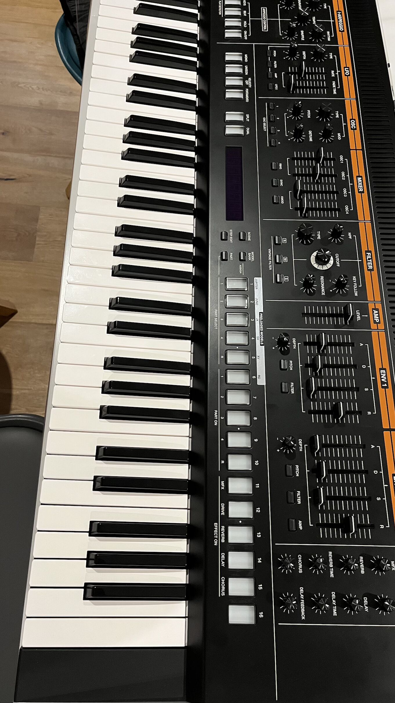 Jupiter-X - Roland Jupiter-X - Audiofanzine