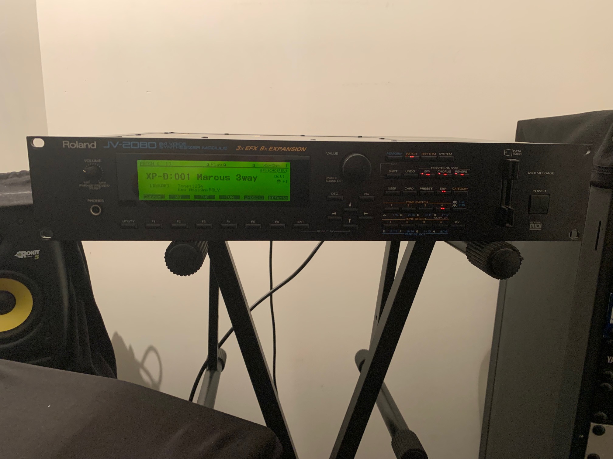 JV-2080 - Roland JV-2080 - Audiofanzine