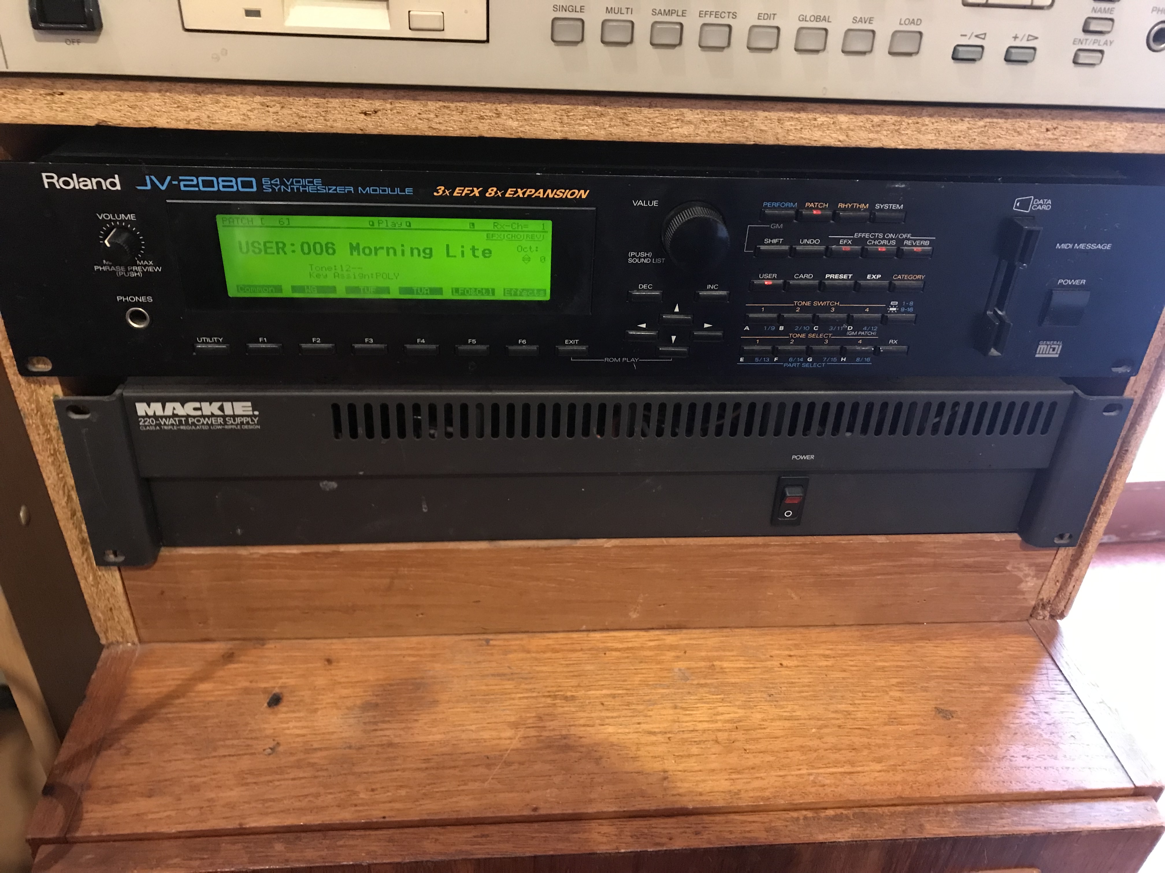 JV-2080 - Roland JV-2080 - Audiofanzine