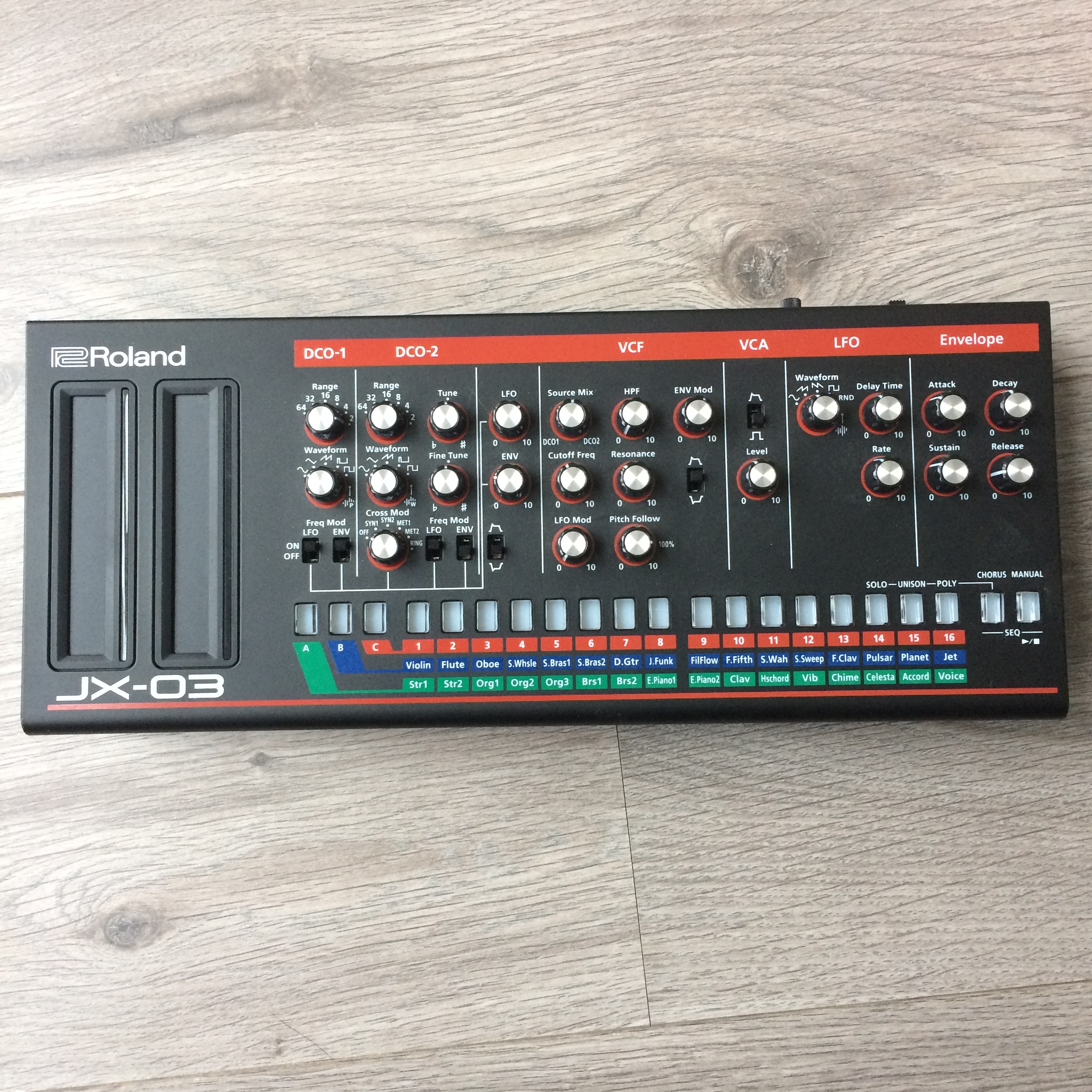 Roland JX-03 image (#2074676) - Audiofanzine