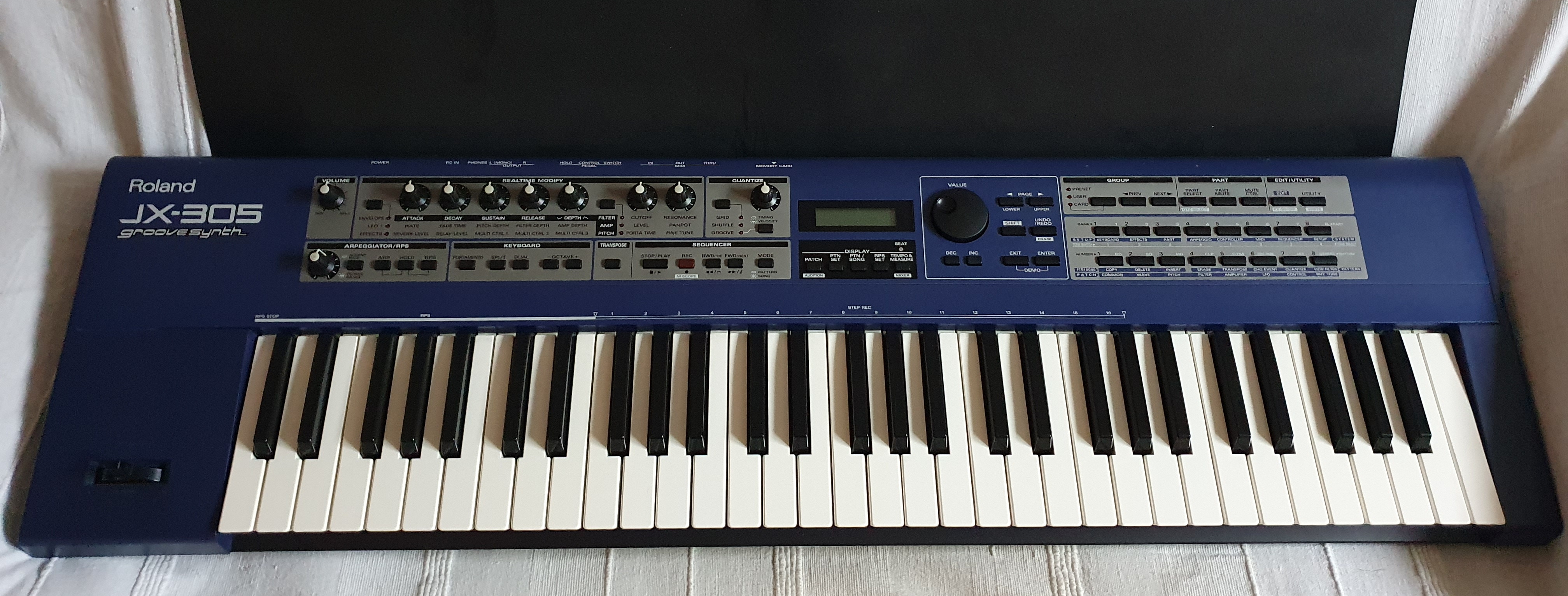 JX-305 - Roland JX-305 - Audiofanzine