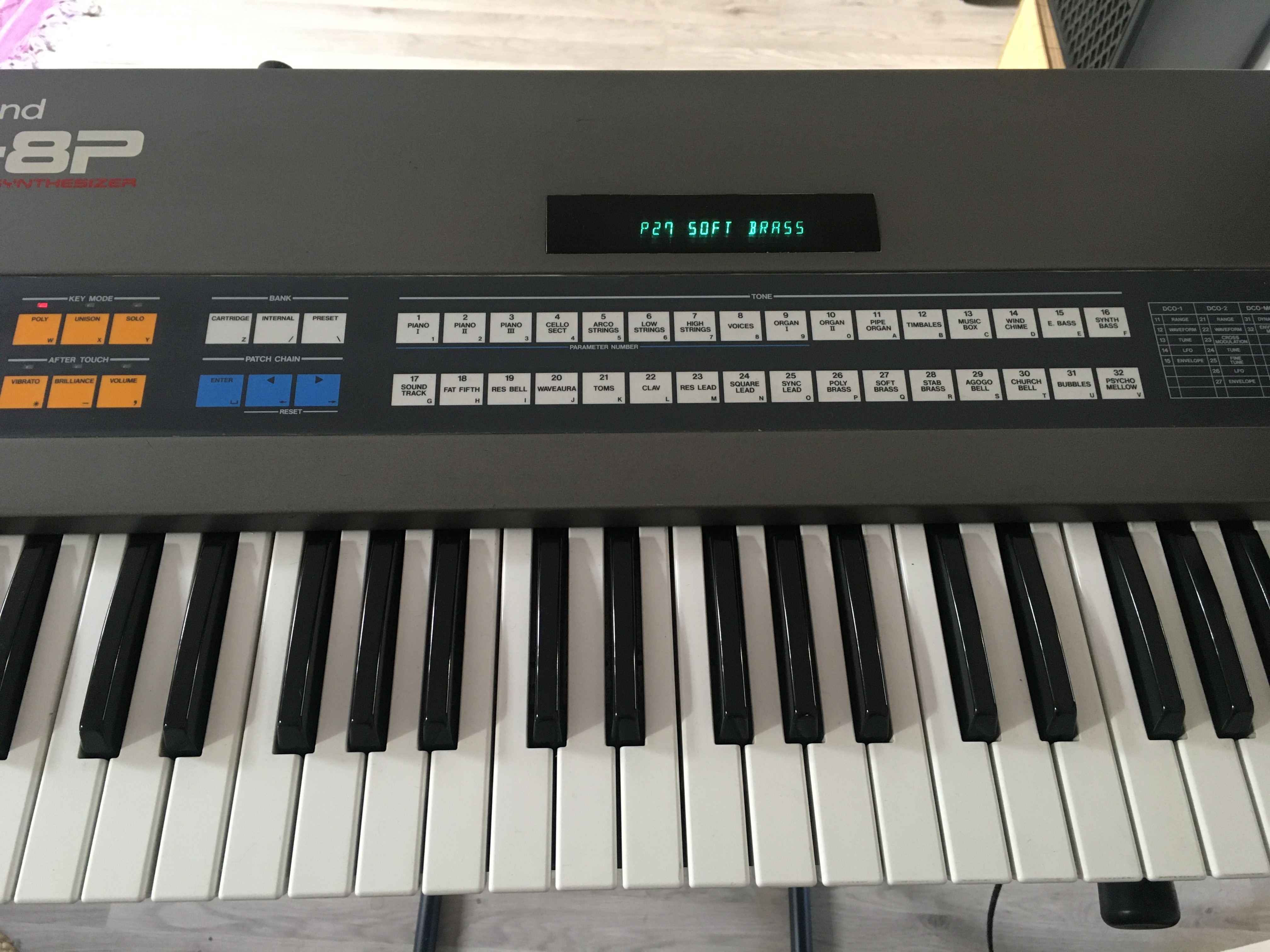 JX-8P - Roland JX-8P - Audiofanzine