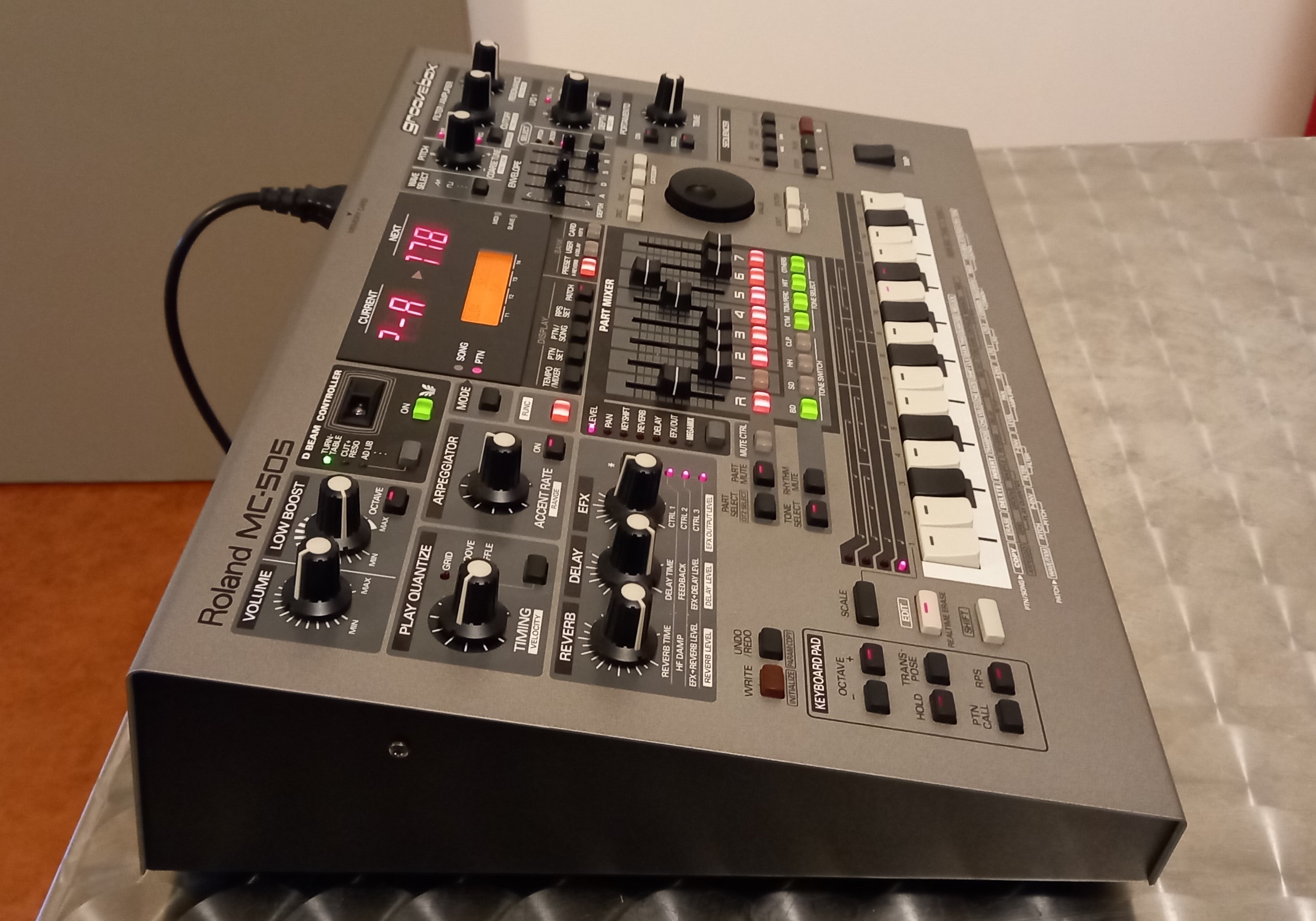 MC-505 - Roland MC-505 - Audiofanzine