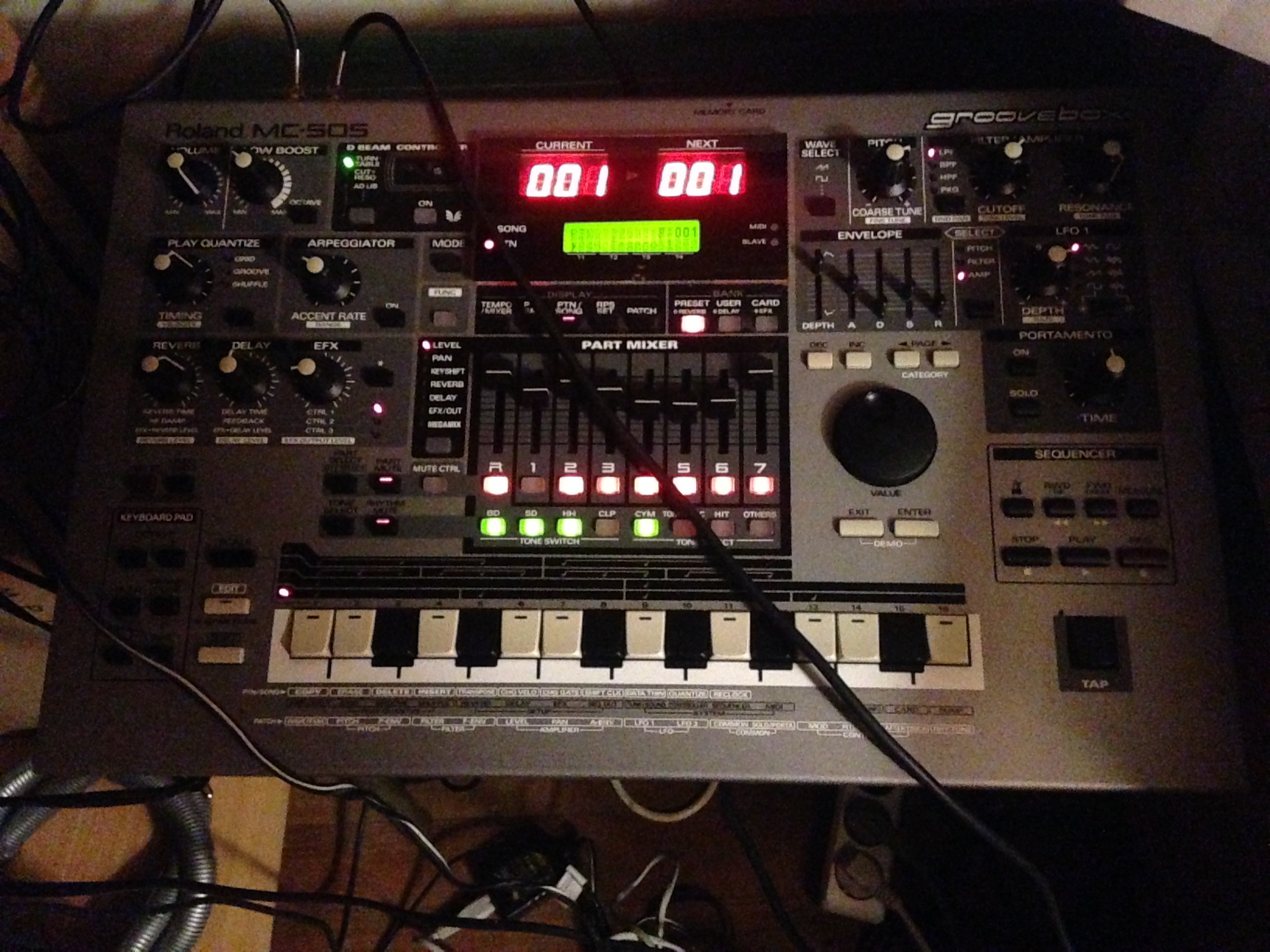 MC-505 - Roland MC-505 - Audiofanzine