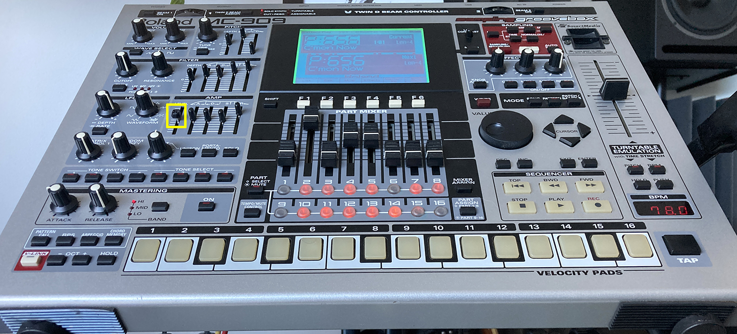 MC-909 Sampling Groovebox - Roland MC-909 Sampling Groovebox - Audiofanzine