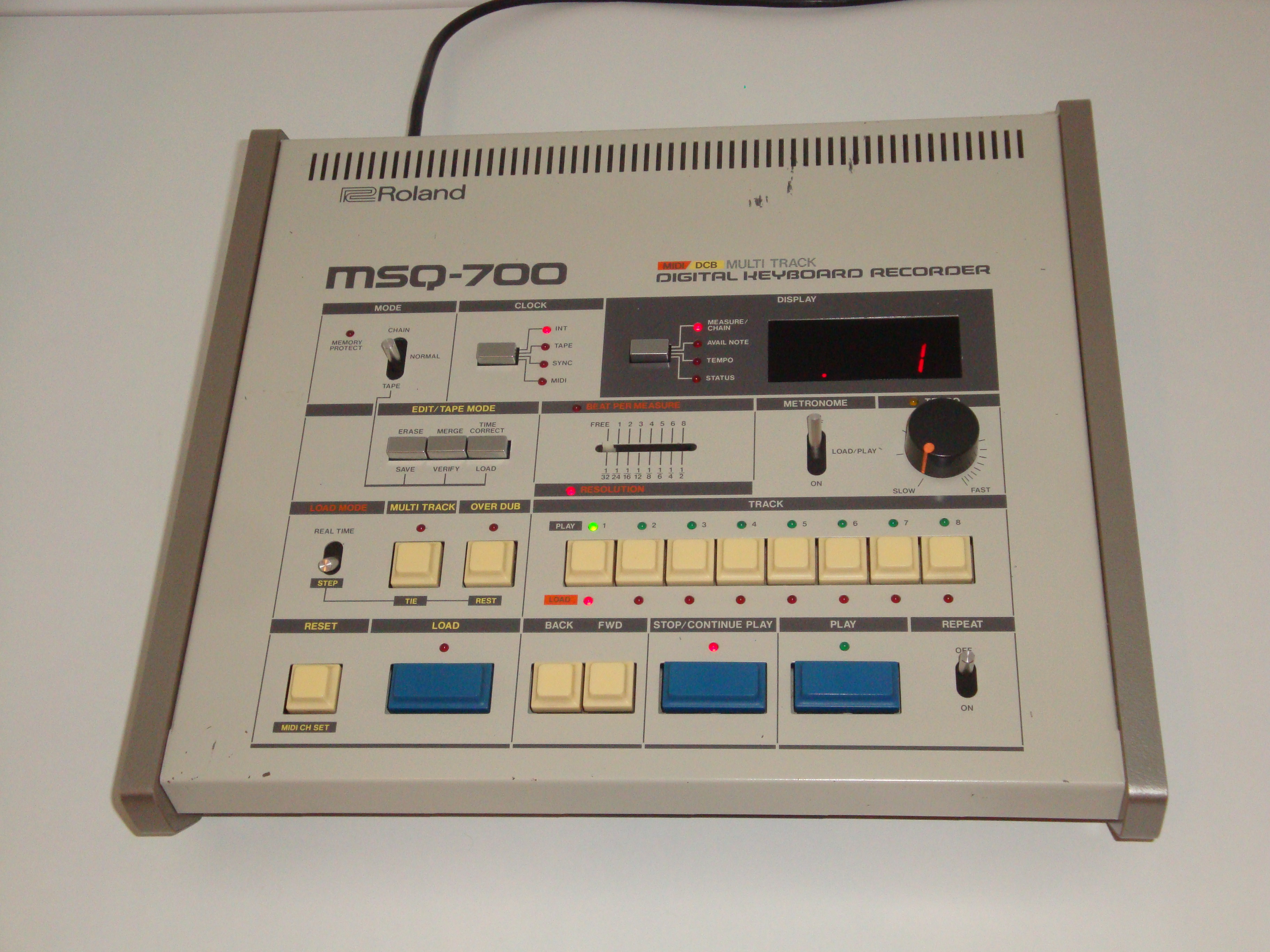 MSQ-700 - Roland MSQ-700 - Audiofanzine