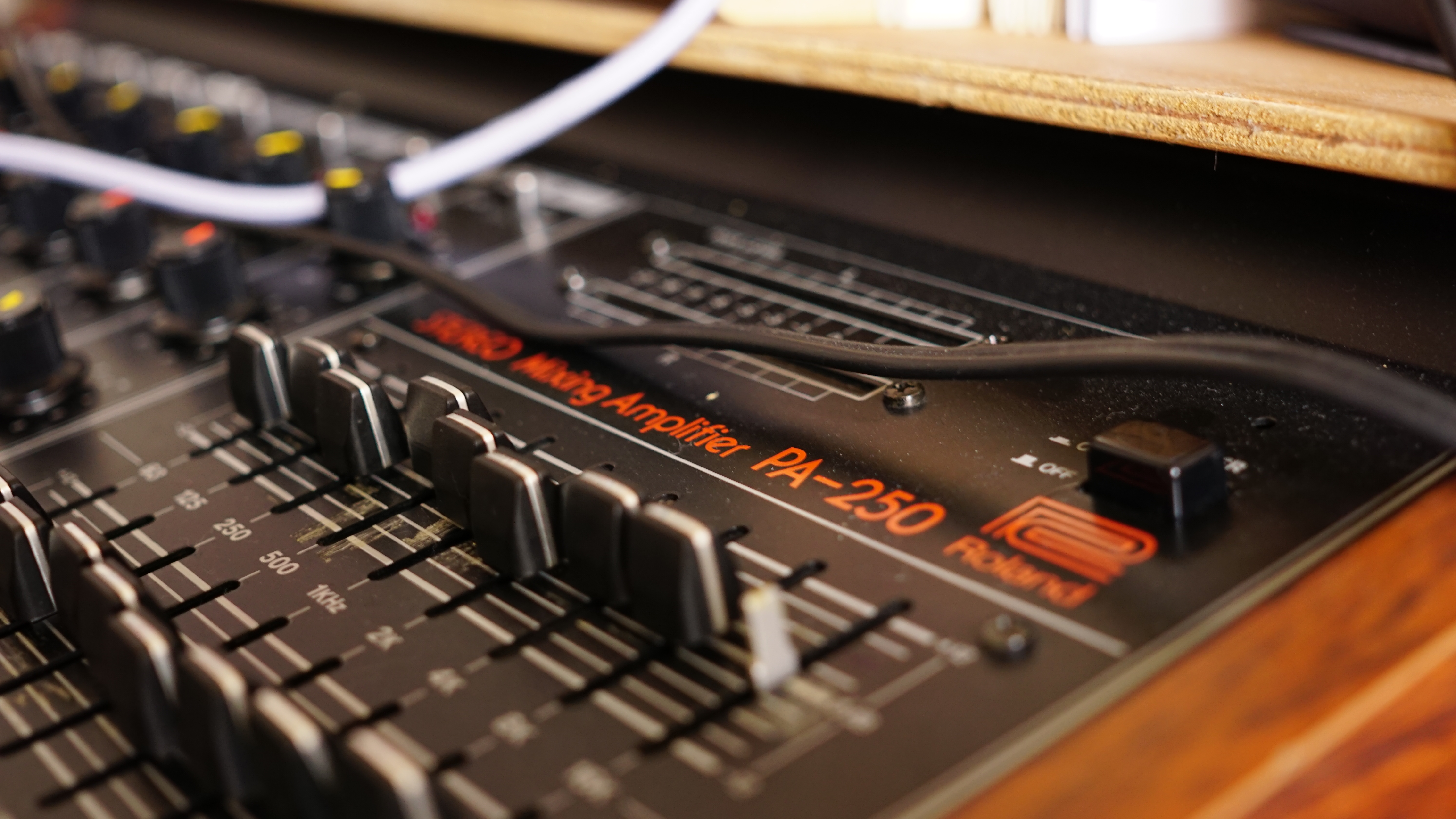 PA-250 - Roland PA-250 - Audiofanzine