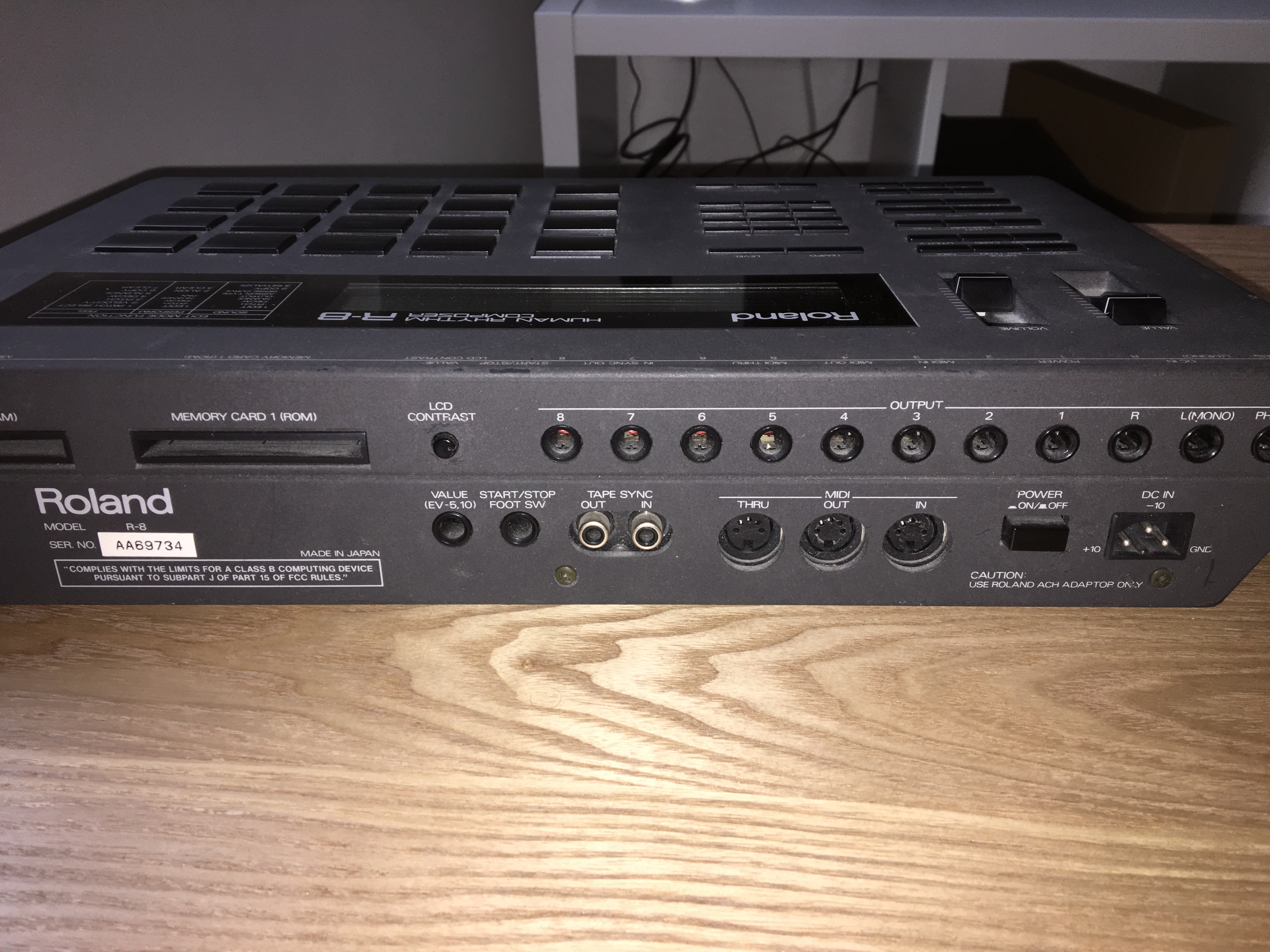 Photo Roland R-8 : Roland R-8 (84742) (#1671091) - Audiofanzine