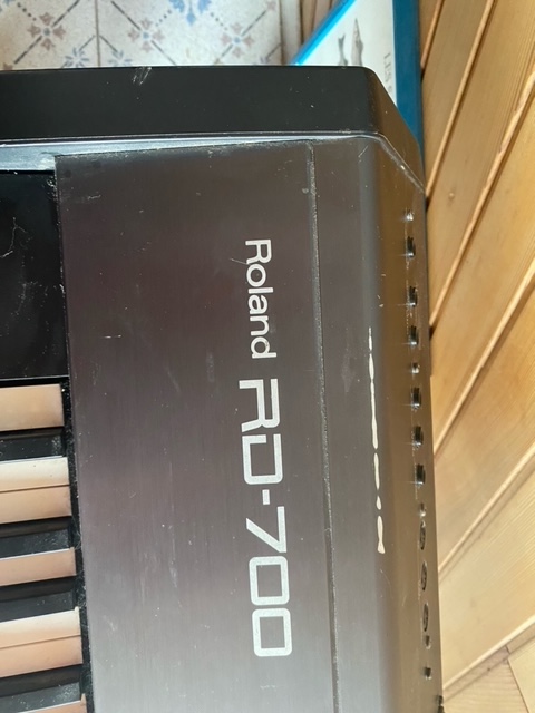 RD-700 - Roland RD-700 - Audiofanzine