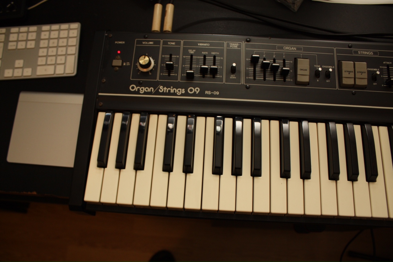 RS-09 - Roland RS-09 - Audiofanzine