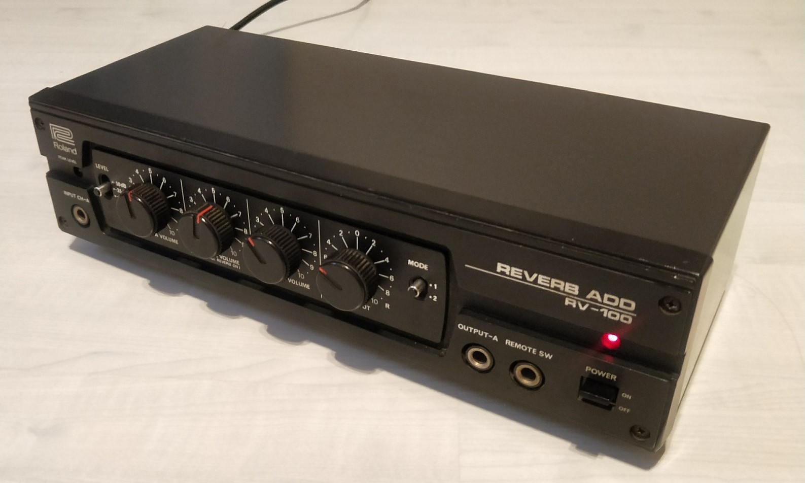 RV 100 - Roland RV 100 - Audiofanzine