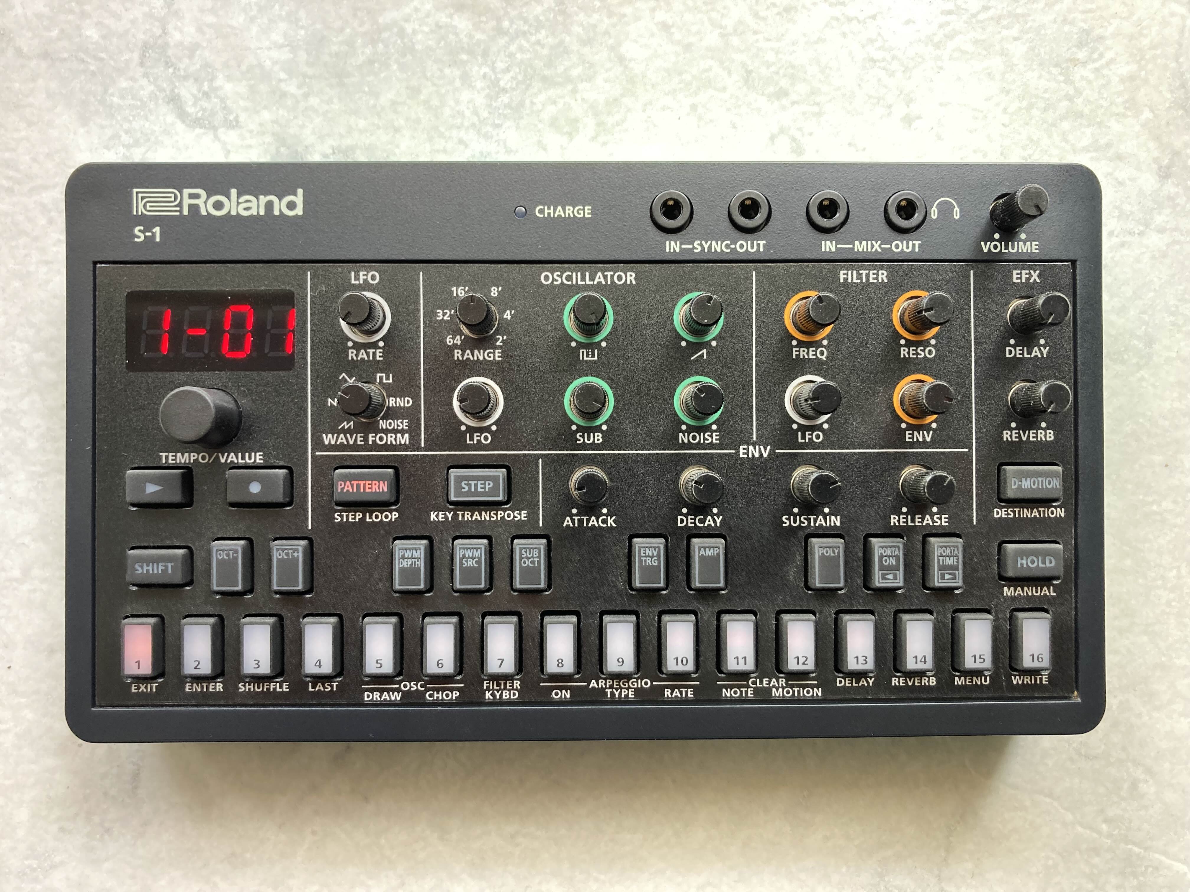 S-1 Tweak Synth - Roland S-1 Tweak Synth - Audiofanzine