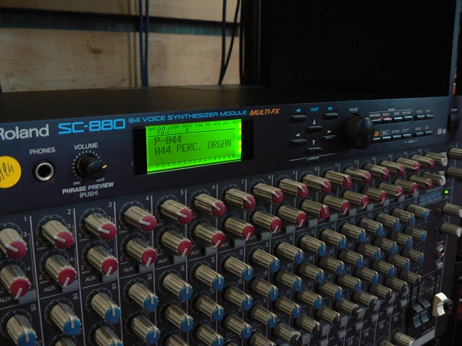 SC-880 - Roland SC-880 - Audiofanzine