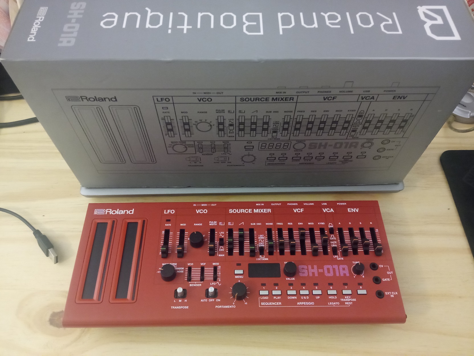 SH-01A - Roland SH-01A - Audiofanzine