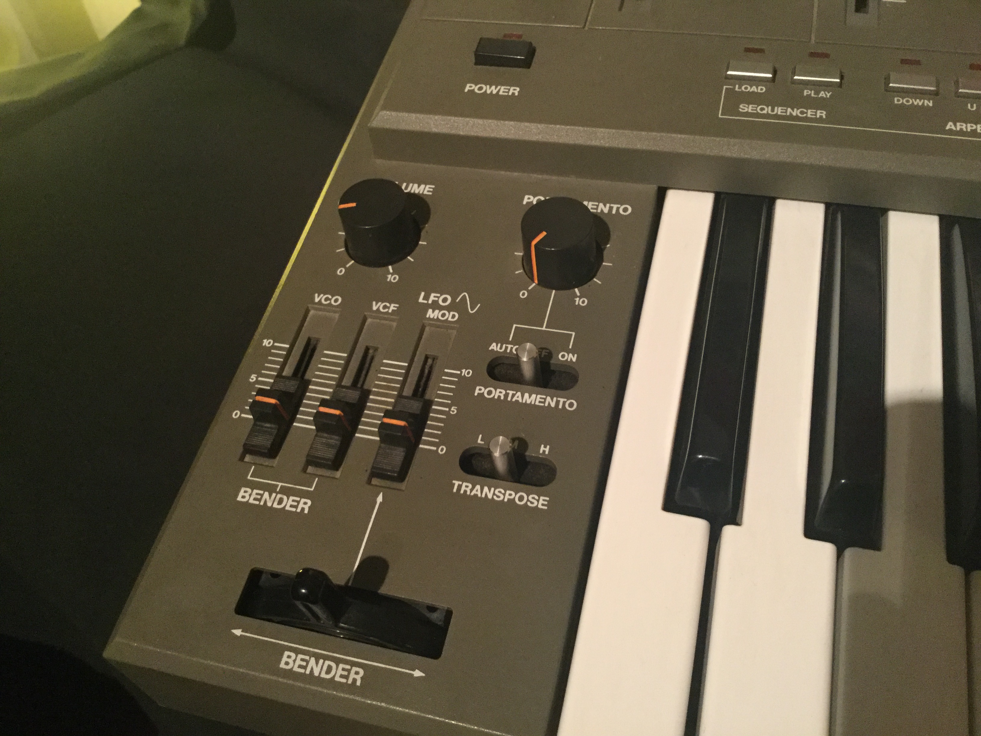 SH-101 - Roland SH-101 - Audiofanzine