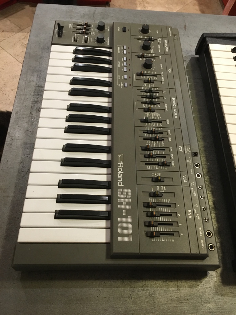 SH-101 - Roland SH-101 - Audiofanzine